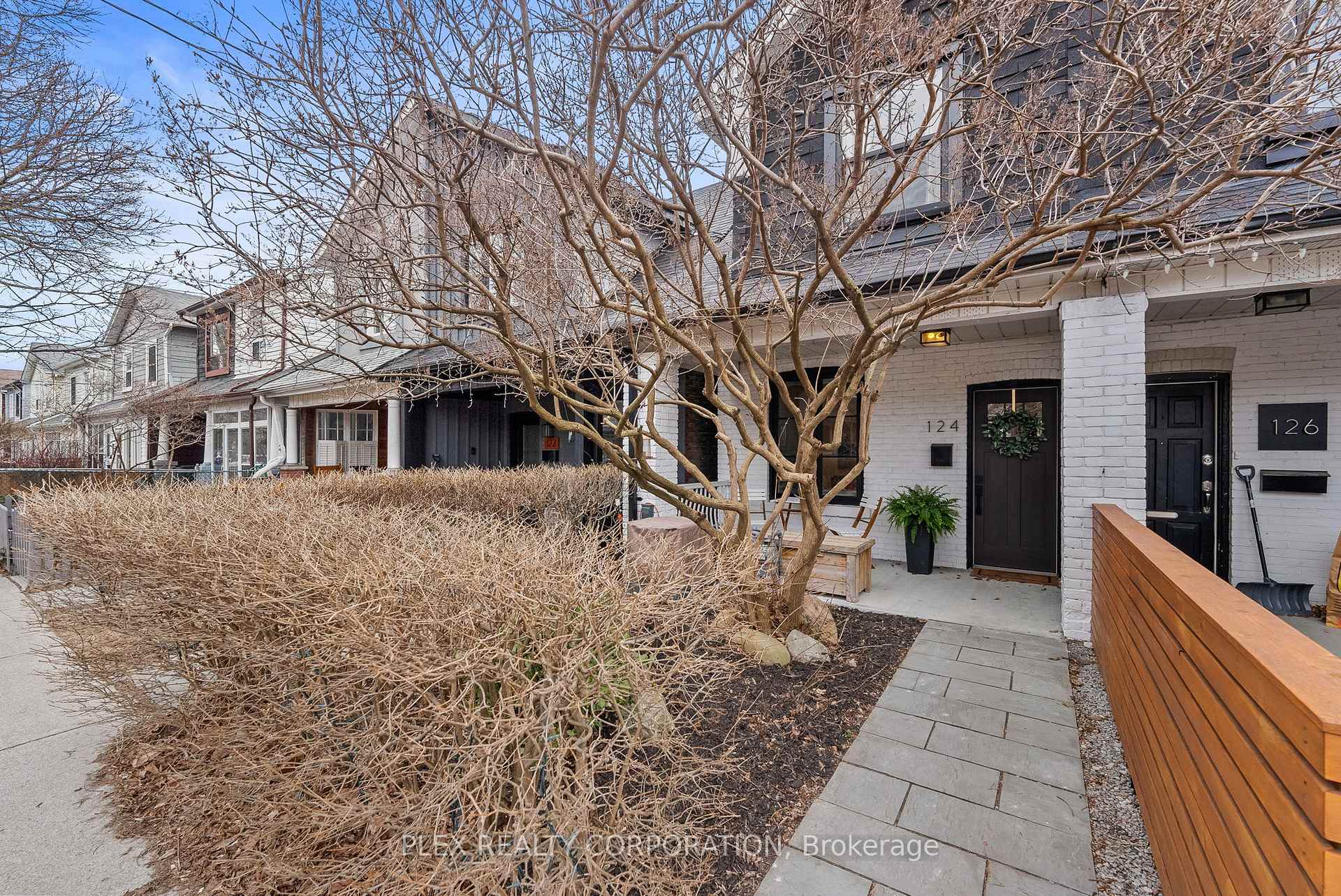 124 Roseheath Avenue, Toronto, ON M4C 3P5