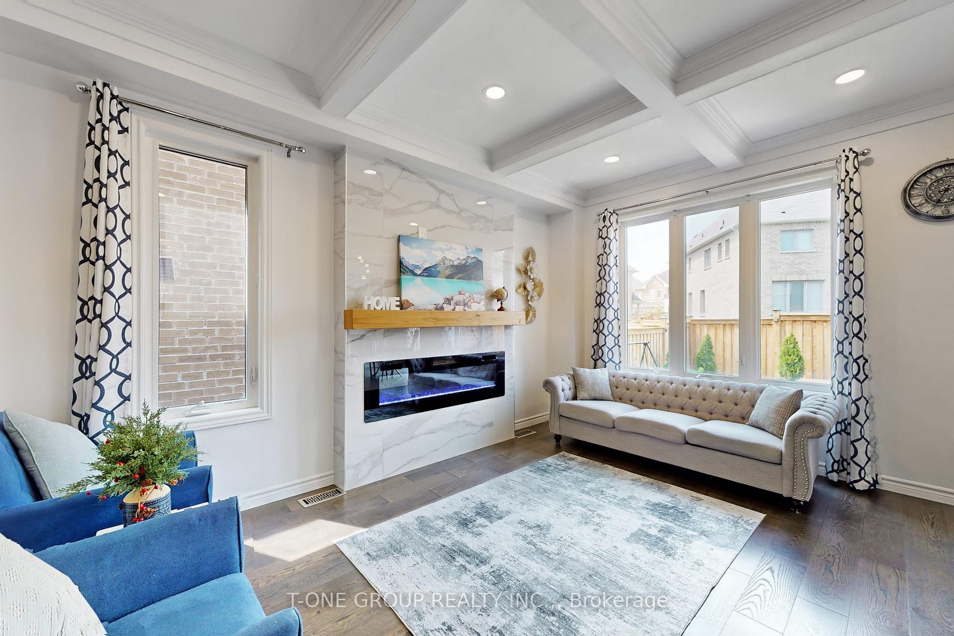 1243 Graham Clapp Avenue, Oshawa, ON L1K 0Y2