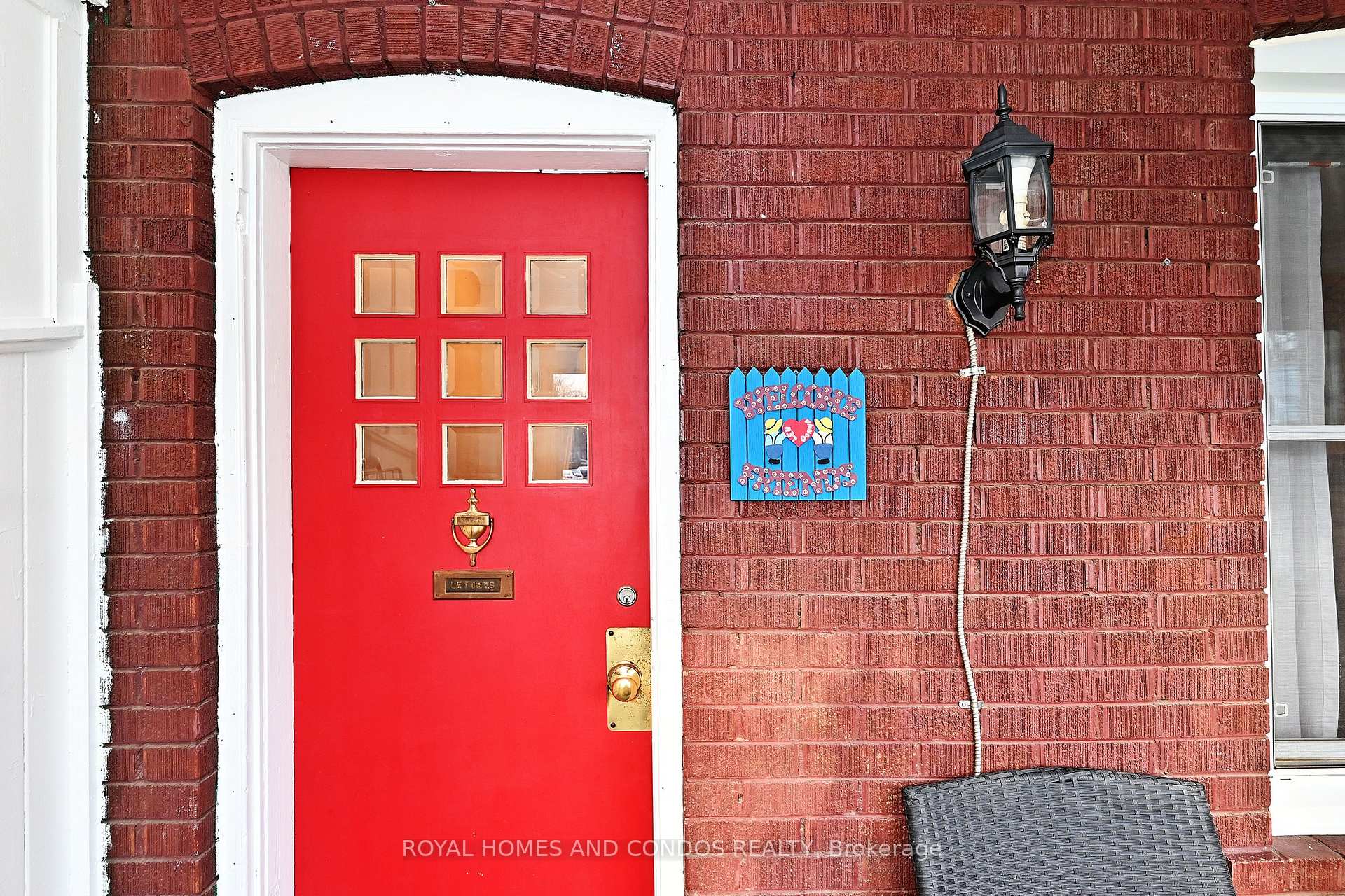 125 Dawes Road, Toronto, ON M4C 5B8