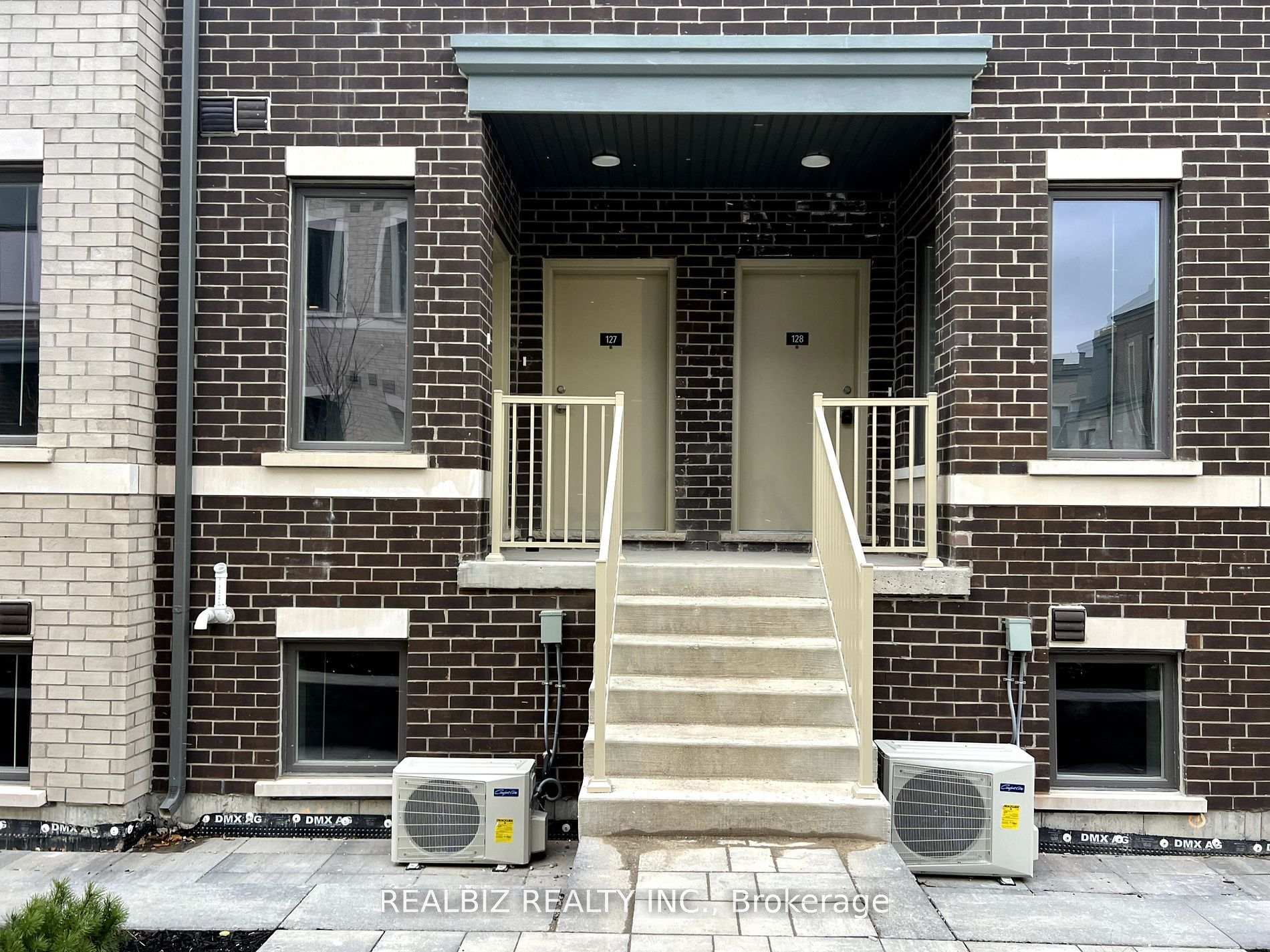 126 - 40 William Jackson Way, Toronto, ON M8V 0J7