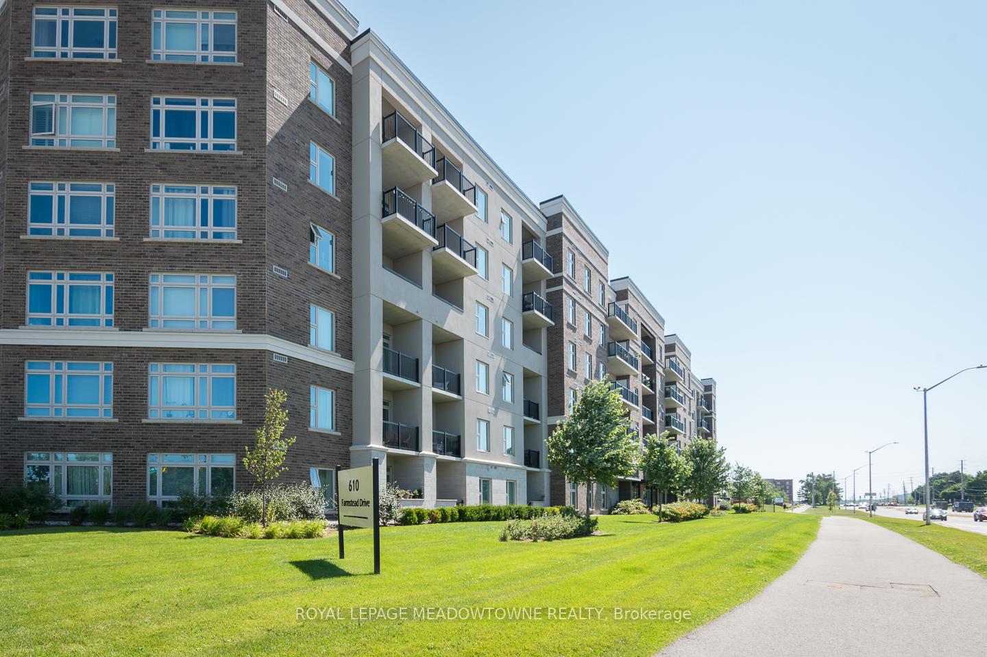 126 - 610 Farmstead Drive, Milton, ON L9T 8X5