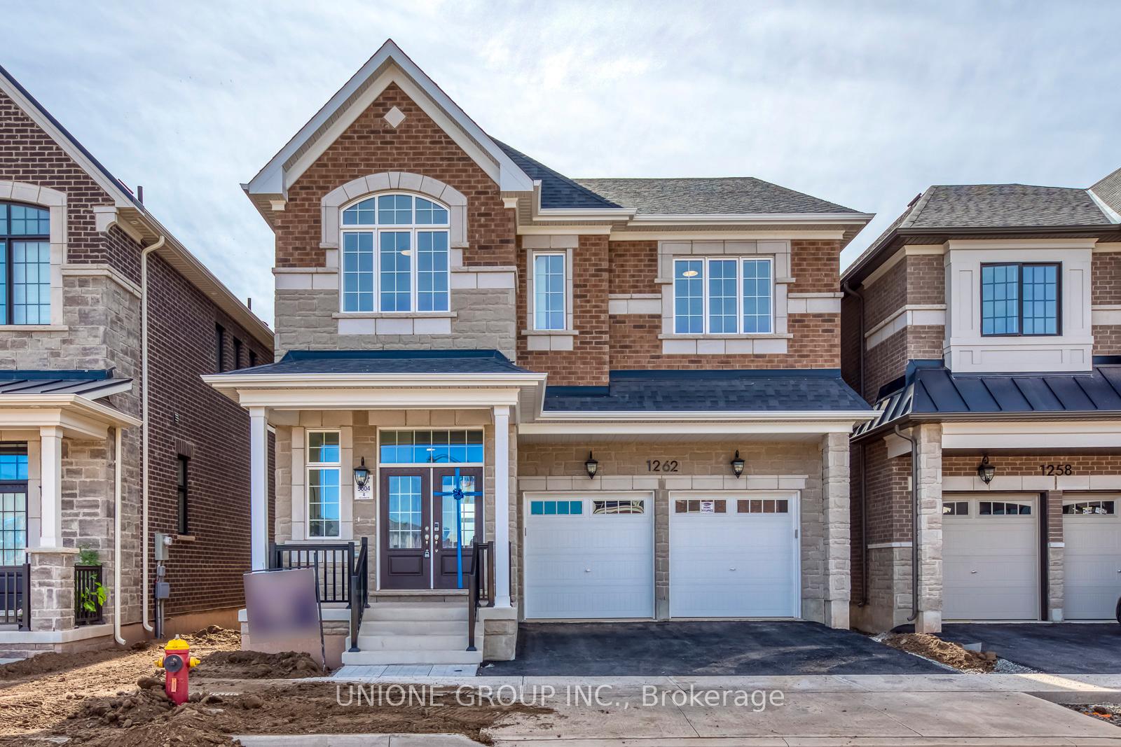 1262 Courtleigh Trail, Oakville, ON L6H 7G1