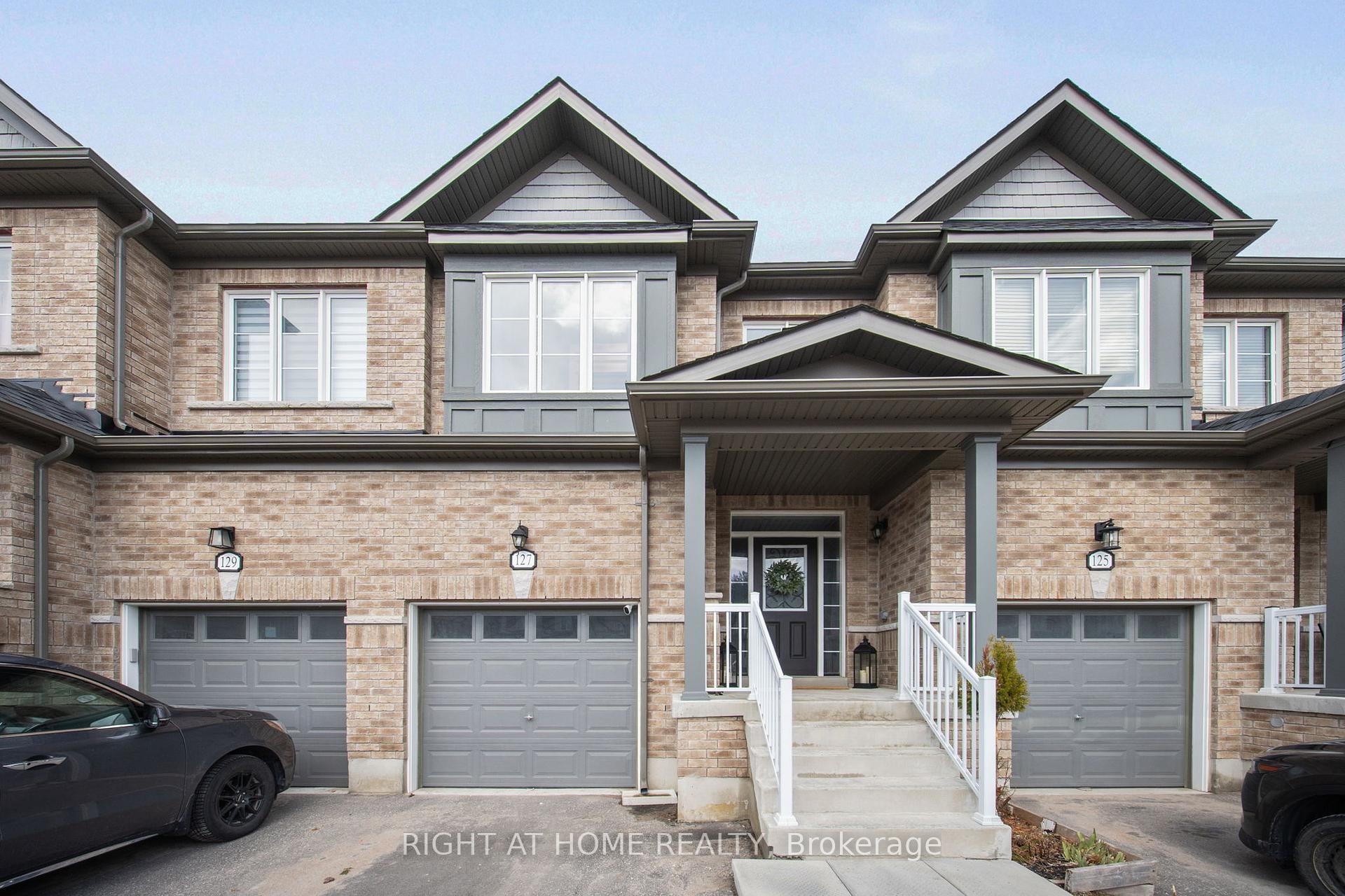 127 Wood Crescent, Essa, ON L3W 0M5