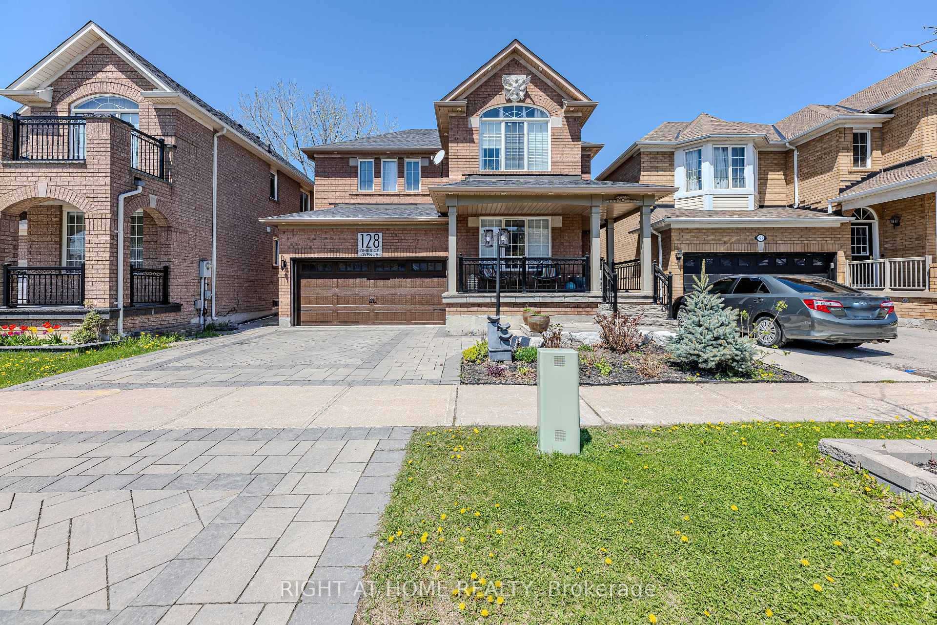 128 America Avenue, Vaughan, ON L6A 3E7