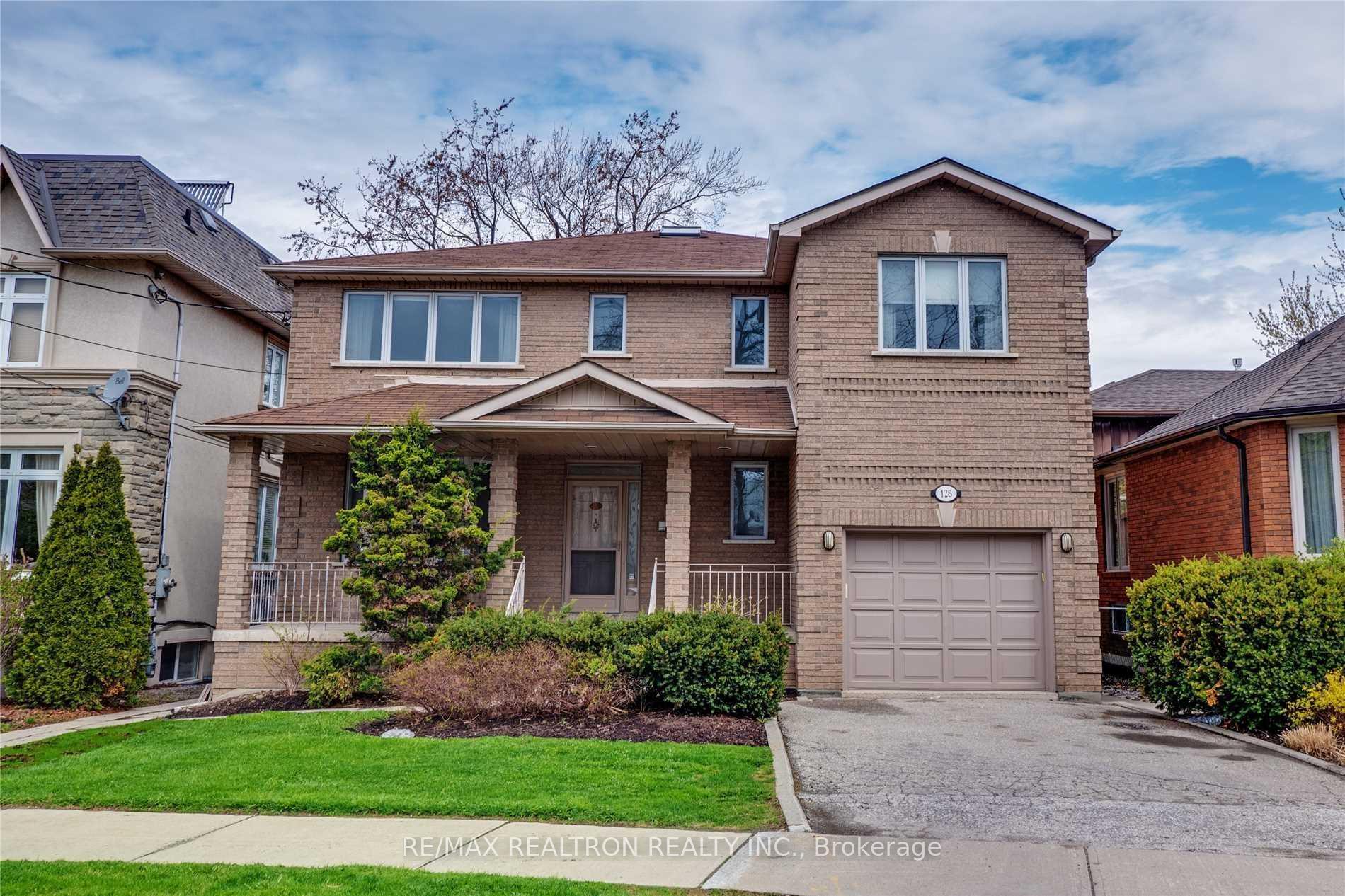 Bsmt B - 128 Bannockburn Avenue, Toronto, ON M5M 2N3
