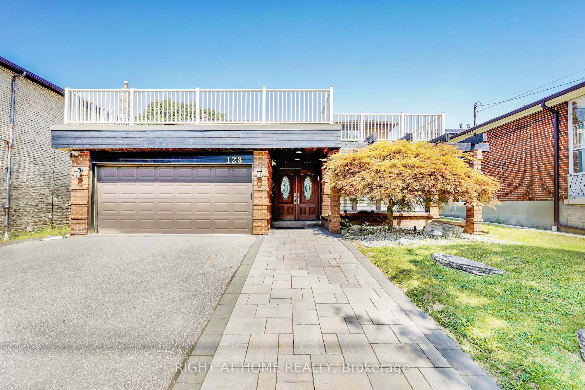 128 Fisherville Road, Toronto, ON M2R 3C2