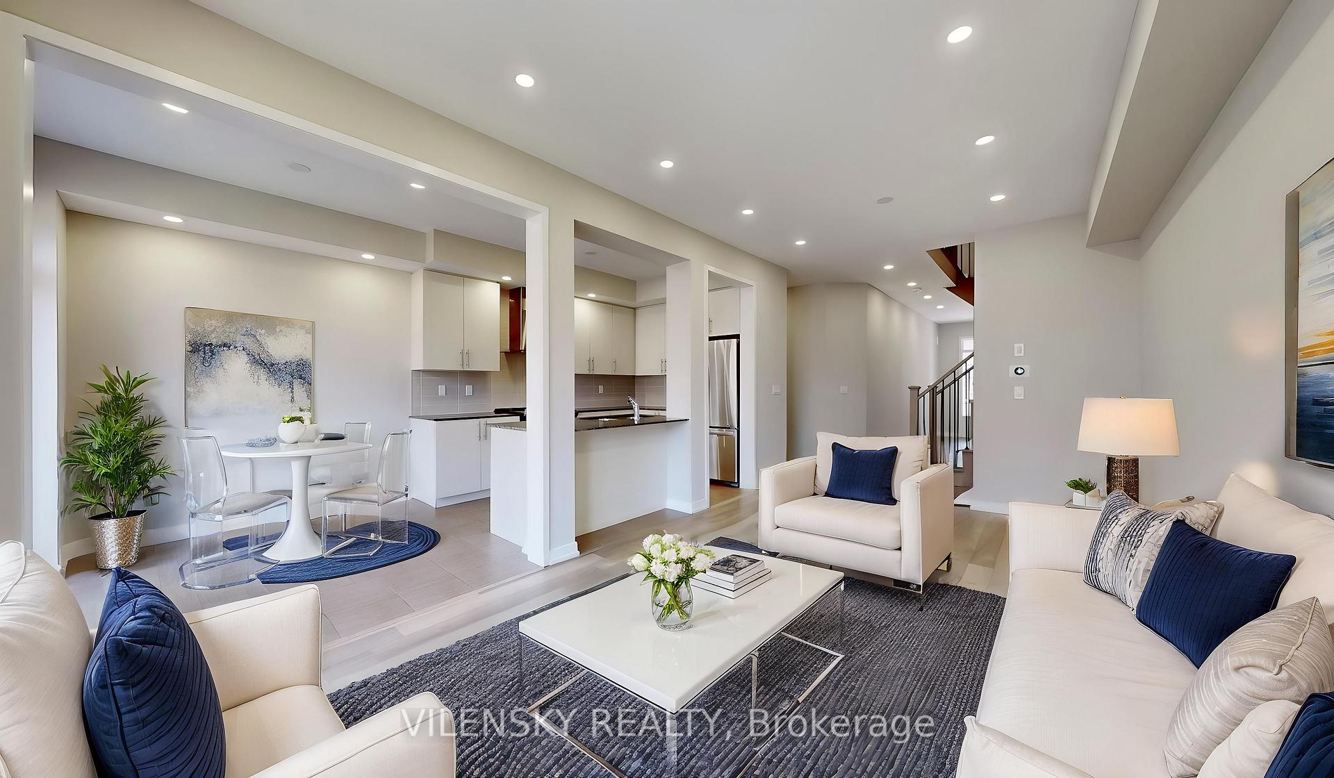 128 Maguire Road, Newmarket, ON L3X 1B8