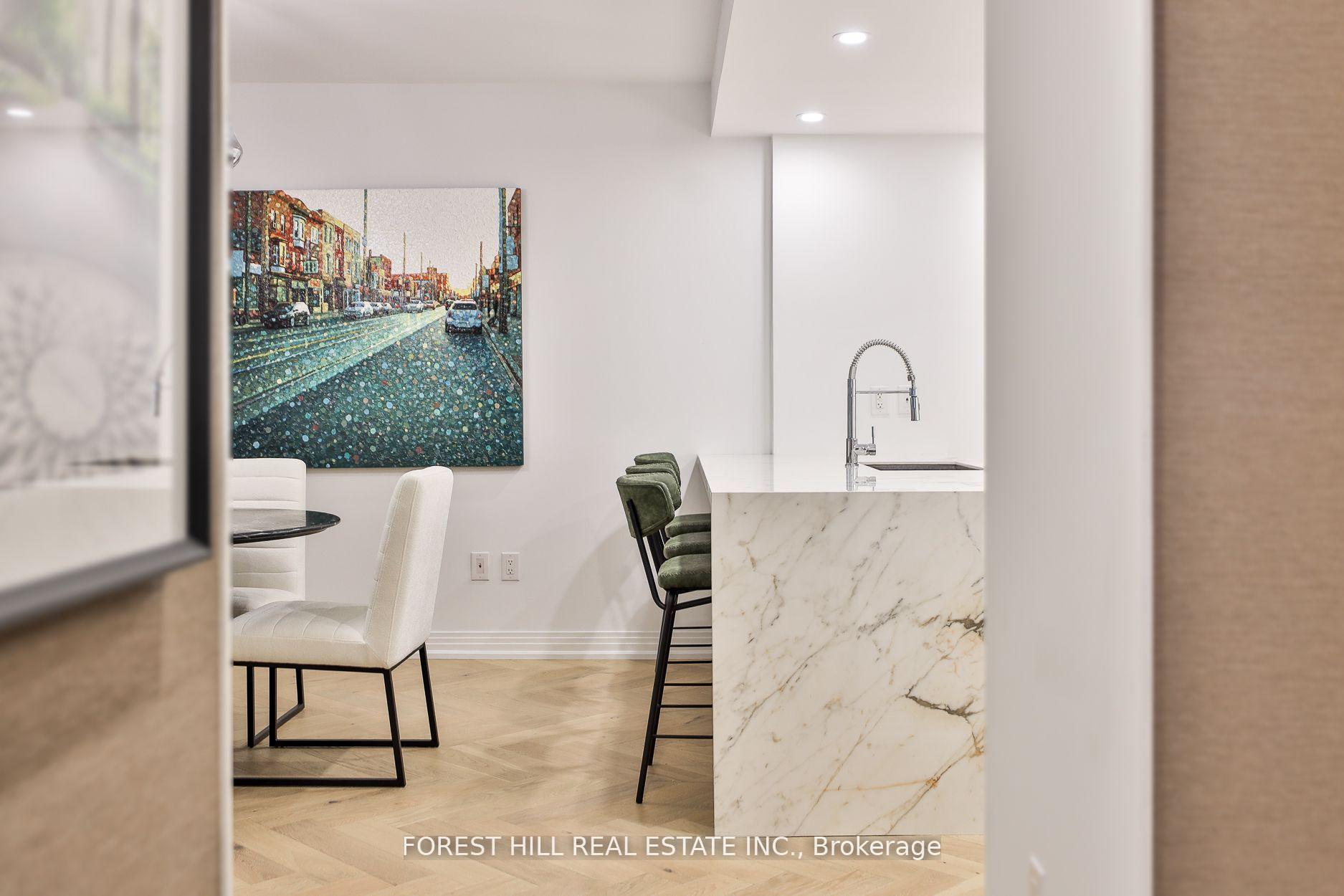 129 - 1 Benvenuto Place, Toronto, ON M4V 2L1