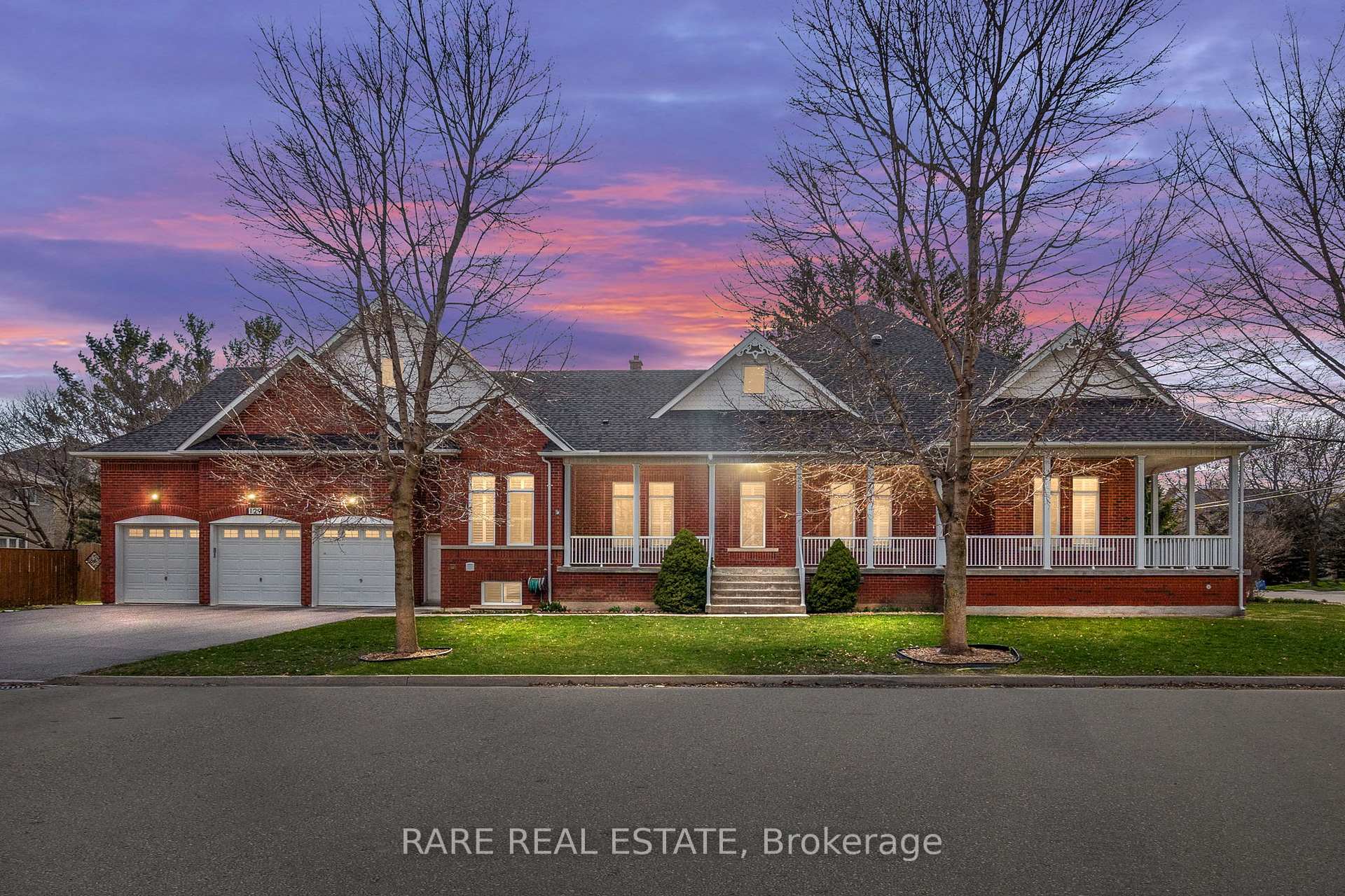 129 Duncan Road, Richmond Hill, ON L4C 6J4