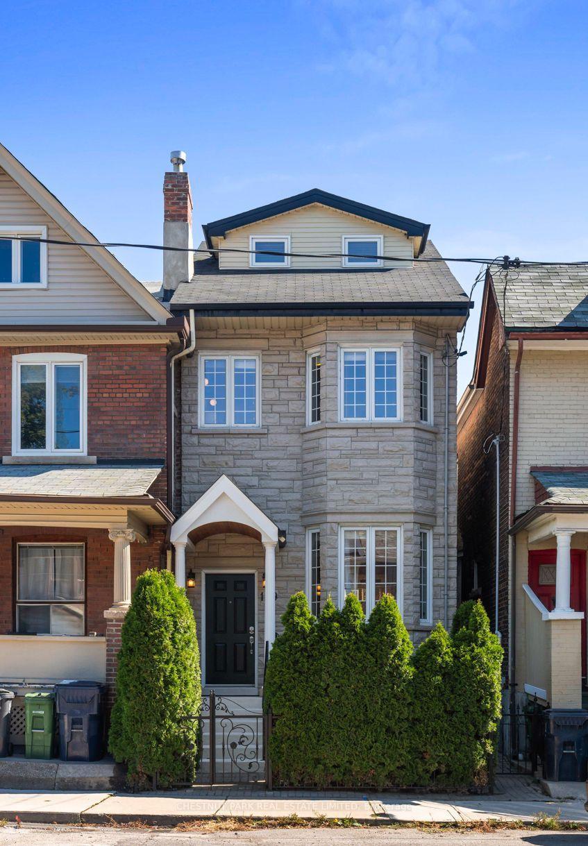 129 Jones Avenue, Toronto, ON M4M 2Z7