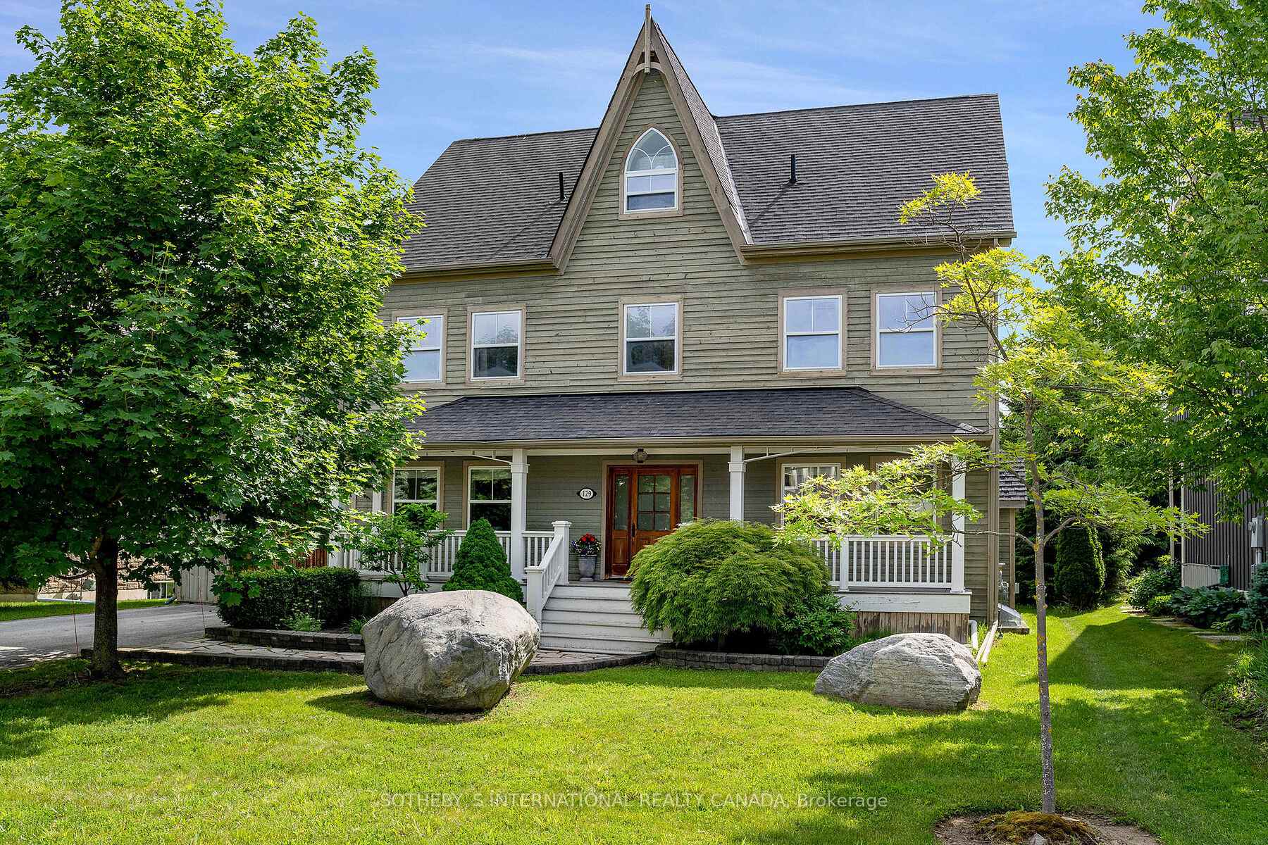 129 Snowbridge Way, Blue Mountains, ON L9Y 0V1