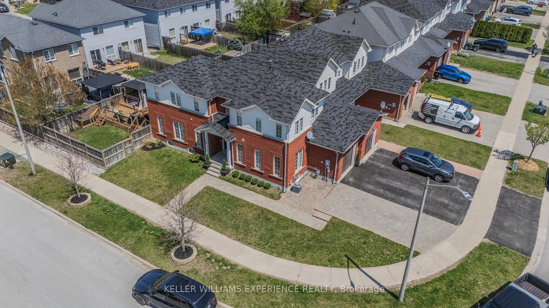 129 Stonemount Crescent, Essa, ON L0M 1B4