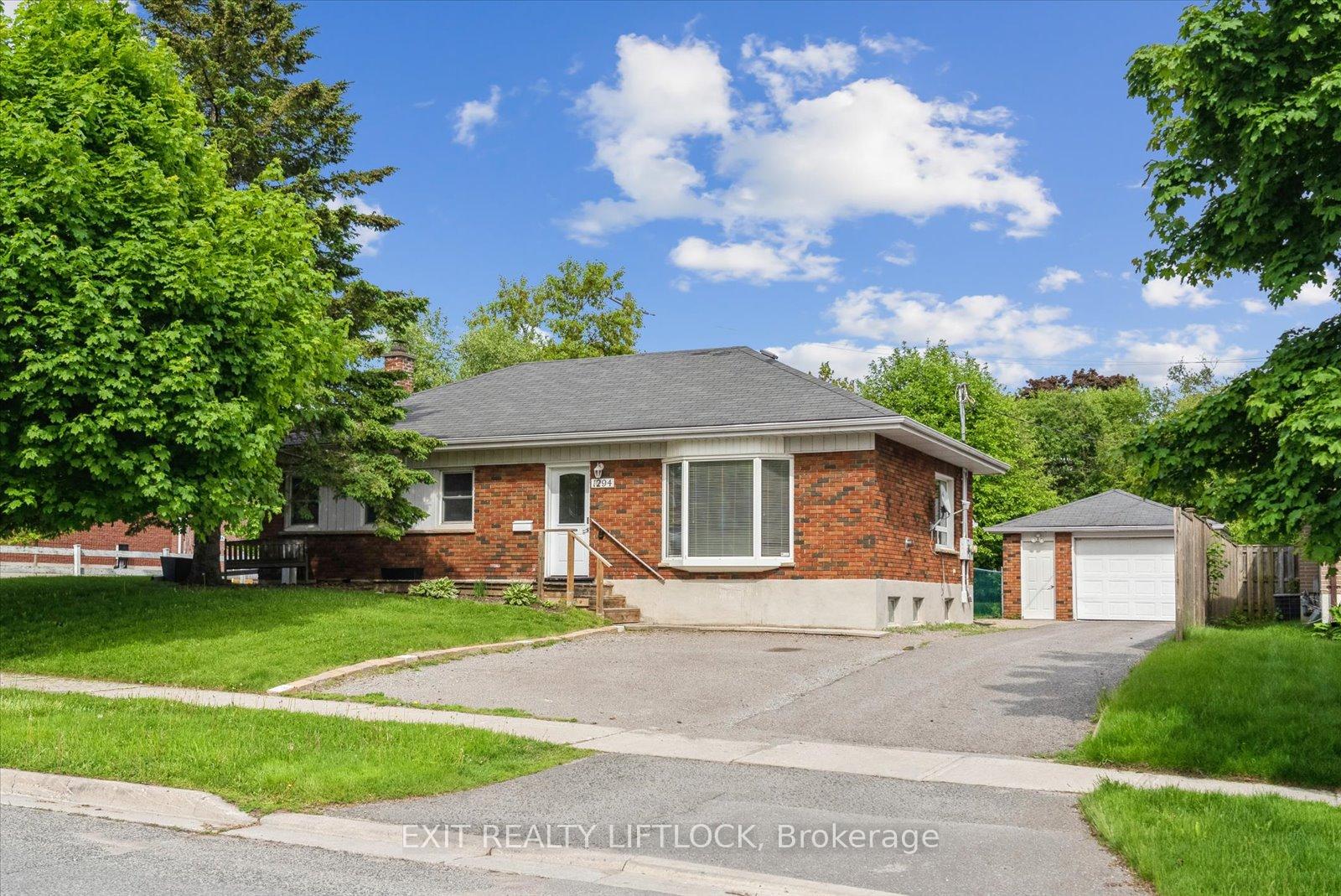 1294 Victory Drive, Peterborough, ON K9J 4T7