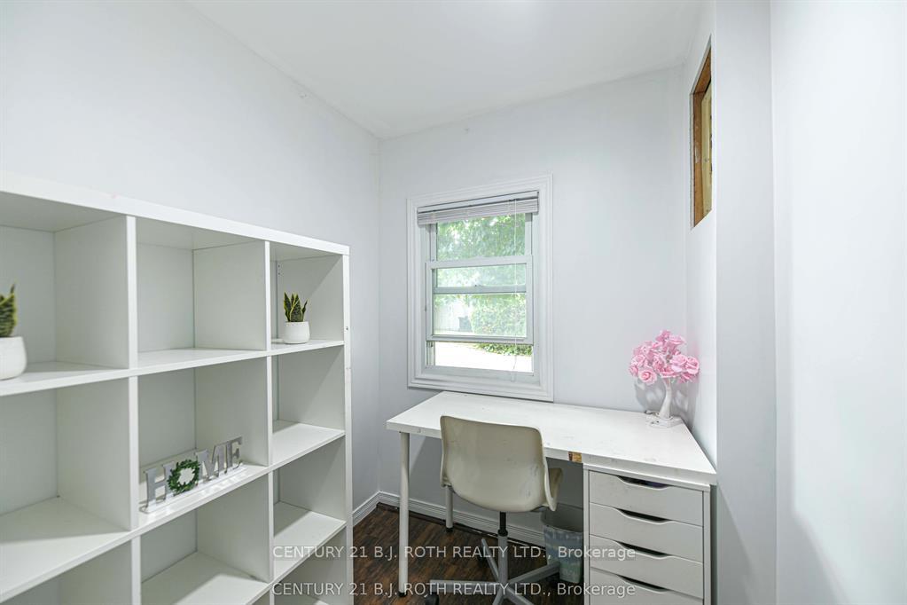 1296 Madison Street, Severn, ON L3V 0V1