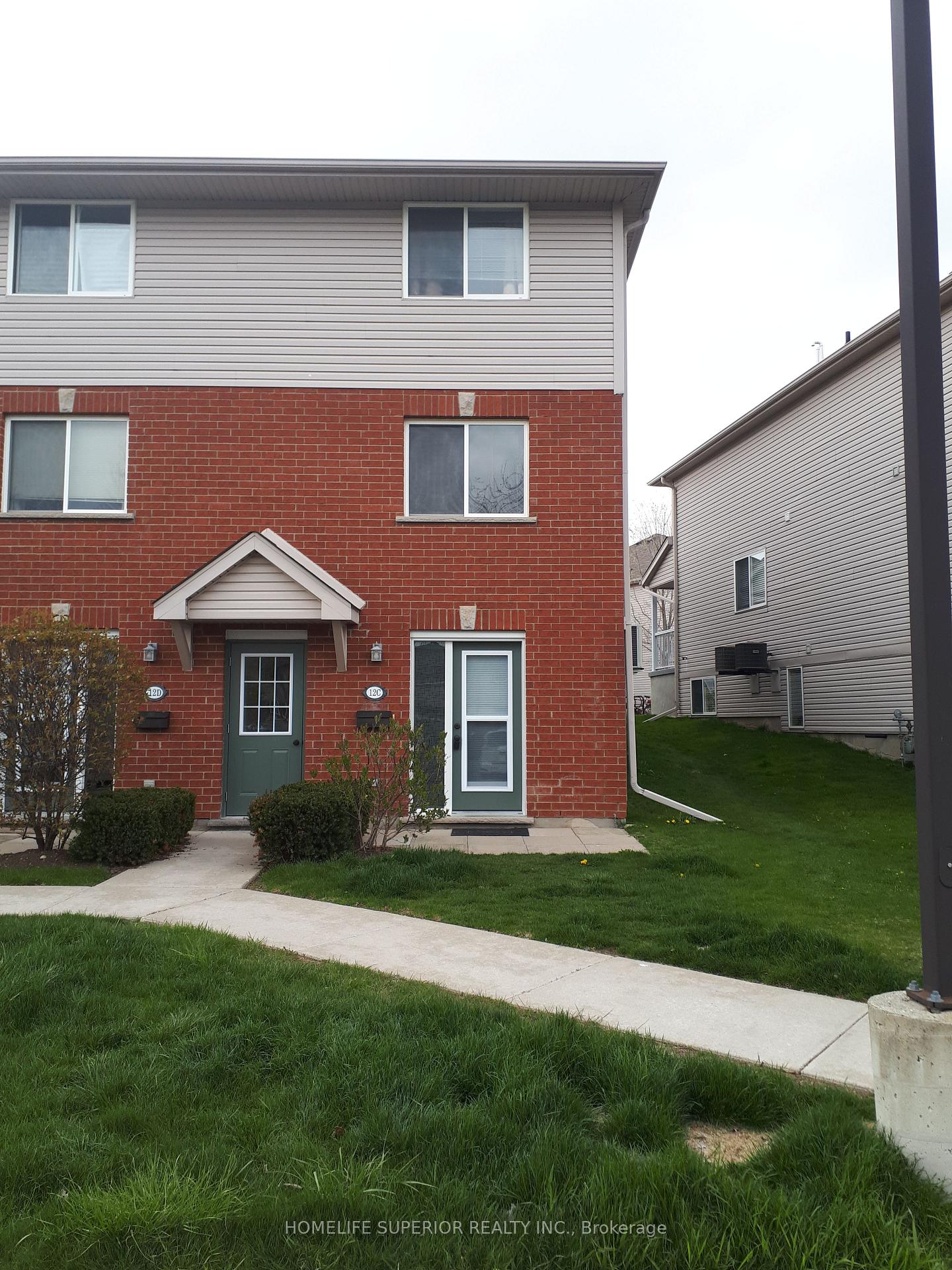 12C - 139 Brighton Street, Waterloo, ON N2J 4Z5