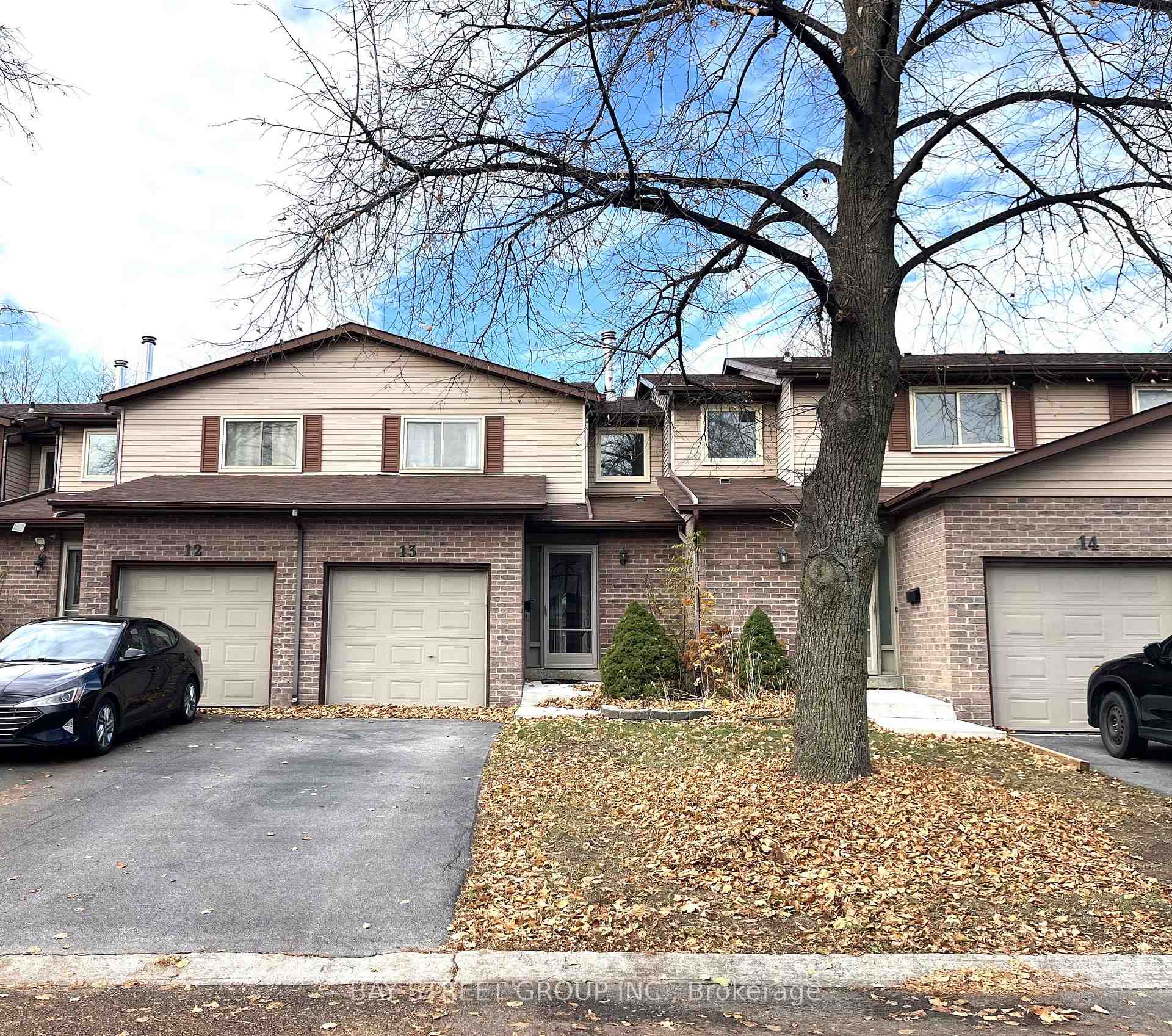 13 - 1232 Guelph Line, Burlington, ON L7P 2S9
