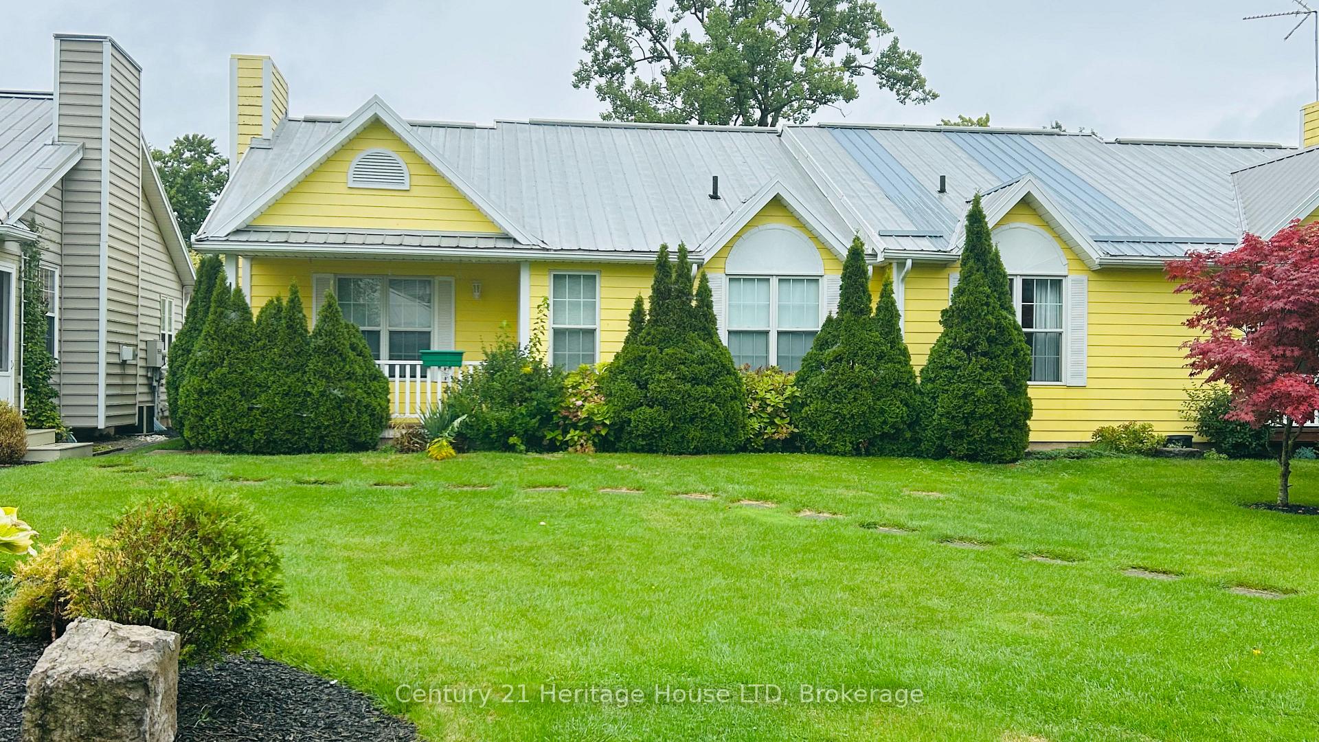 13 Bardol Avenue, Fort Erie, ON L2A 6R4