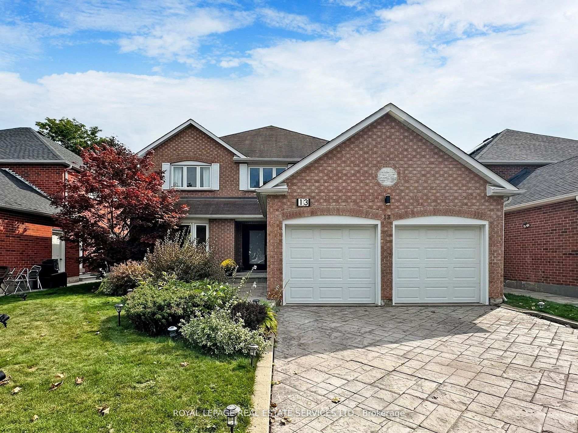 13 Beasley Drive, Richmond Hill, ON L4C 7Z3