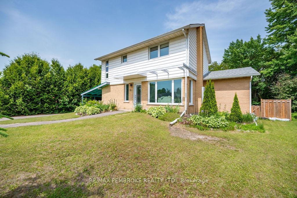 13 Highland Crescent, Deep River, ON K0J 1P0