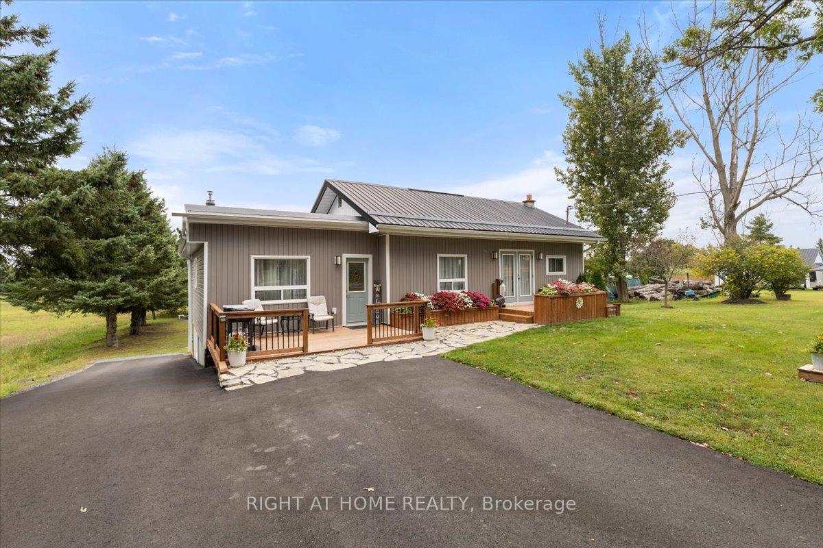 13 Zion Road, Quinte West, ON K0K 2C0