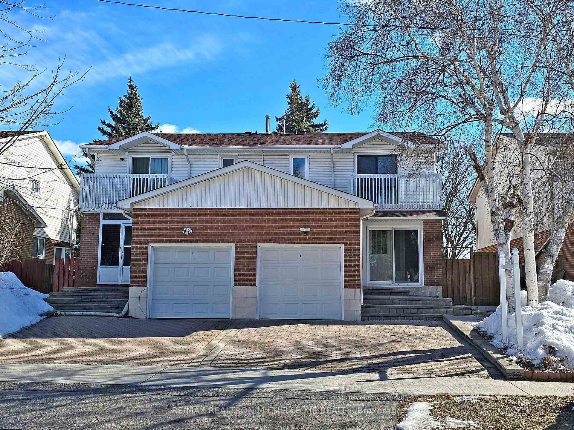 130 Carolbreen Square, Toronto, ON M1V 1H5