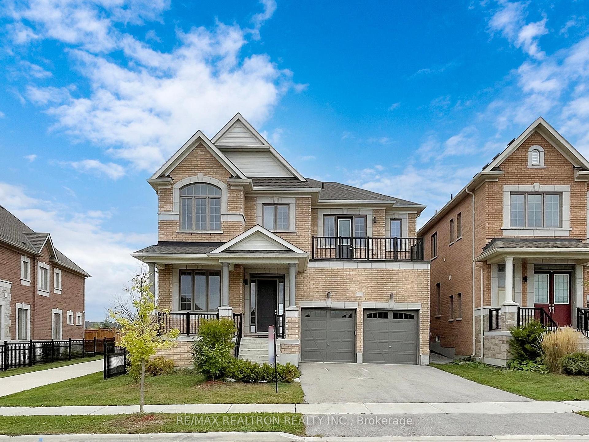 130 Frank Kelly Drive, East Gwillimbury, ON L9N 0V1