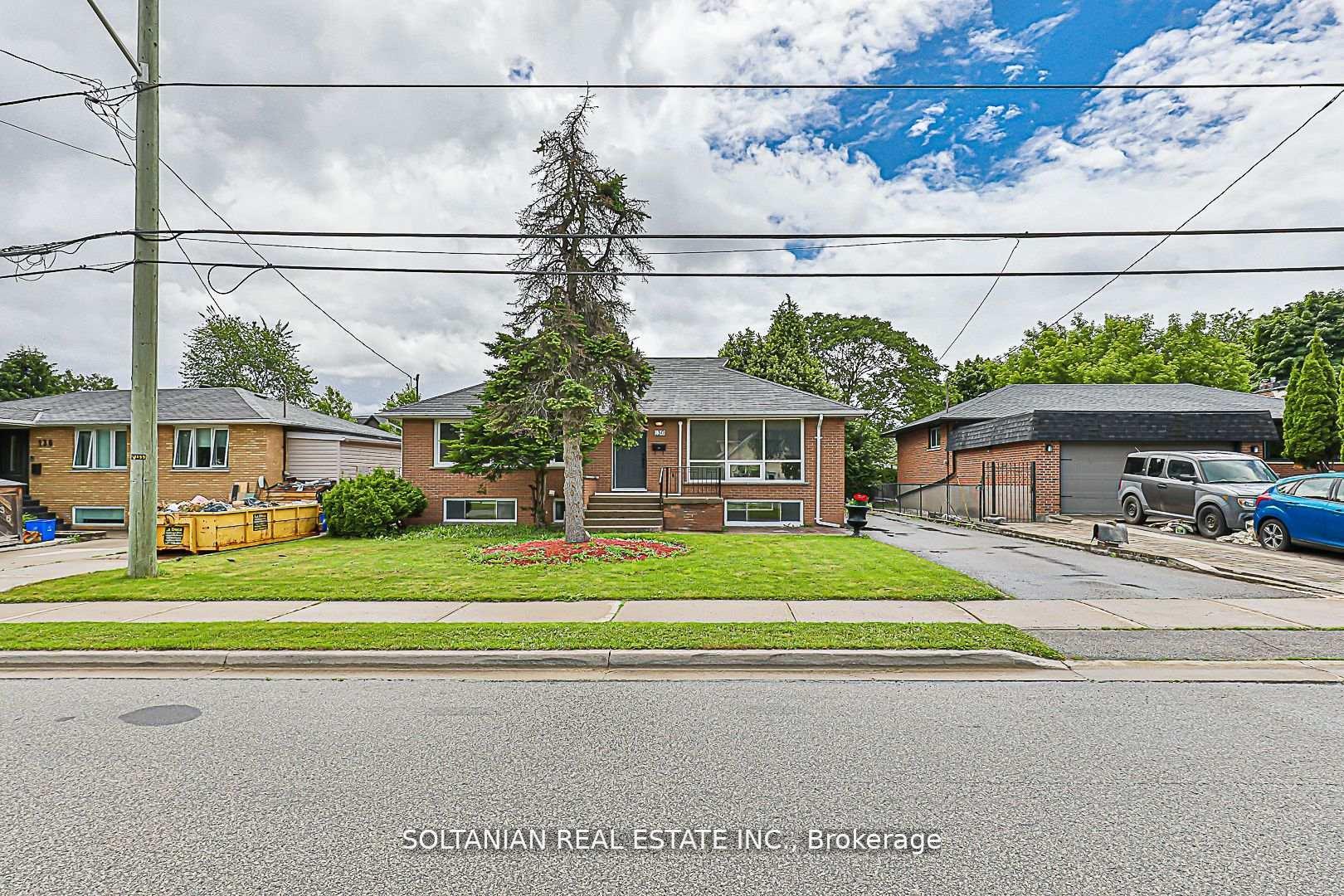 130 Palmer Avenue, Richmond Hill, ON L4C 1N8