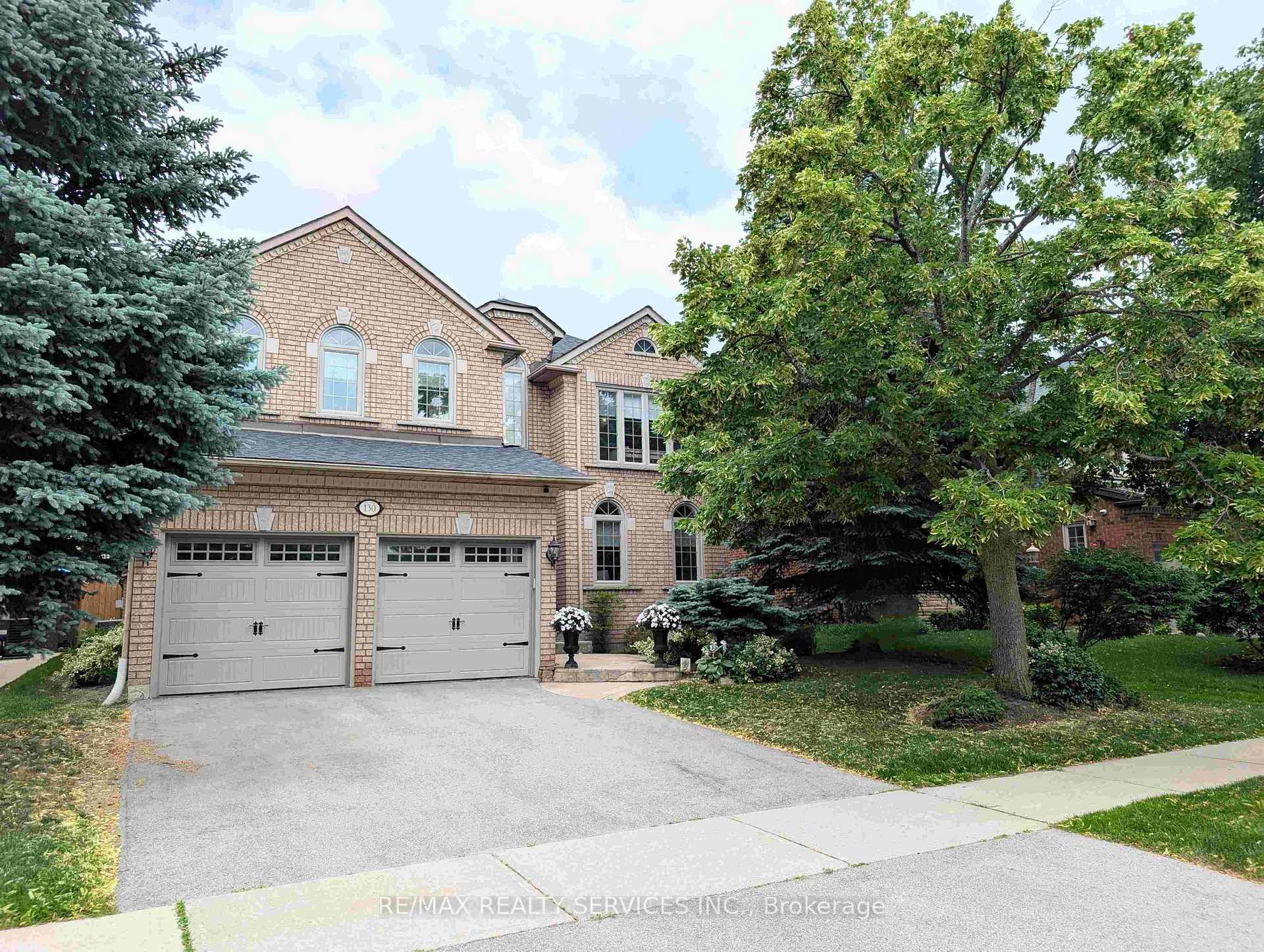 130 Royal Valley Drive, Caledon, ON L7C 1A6