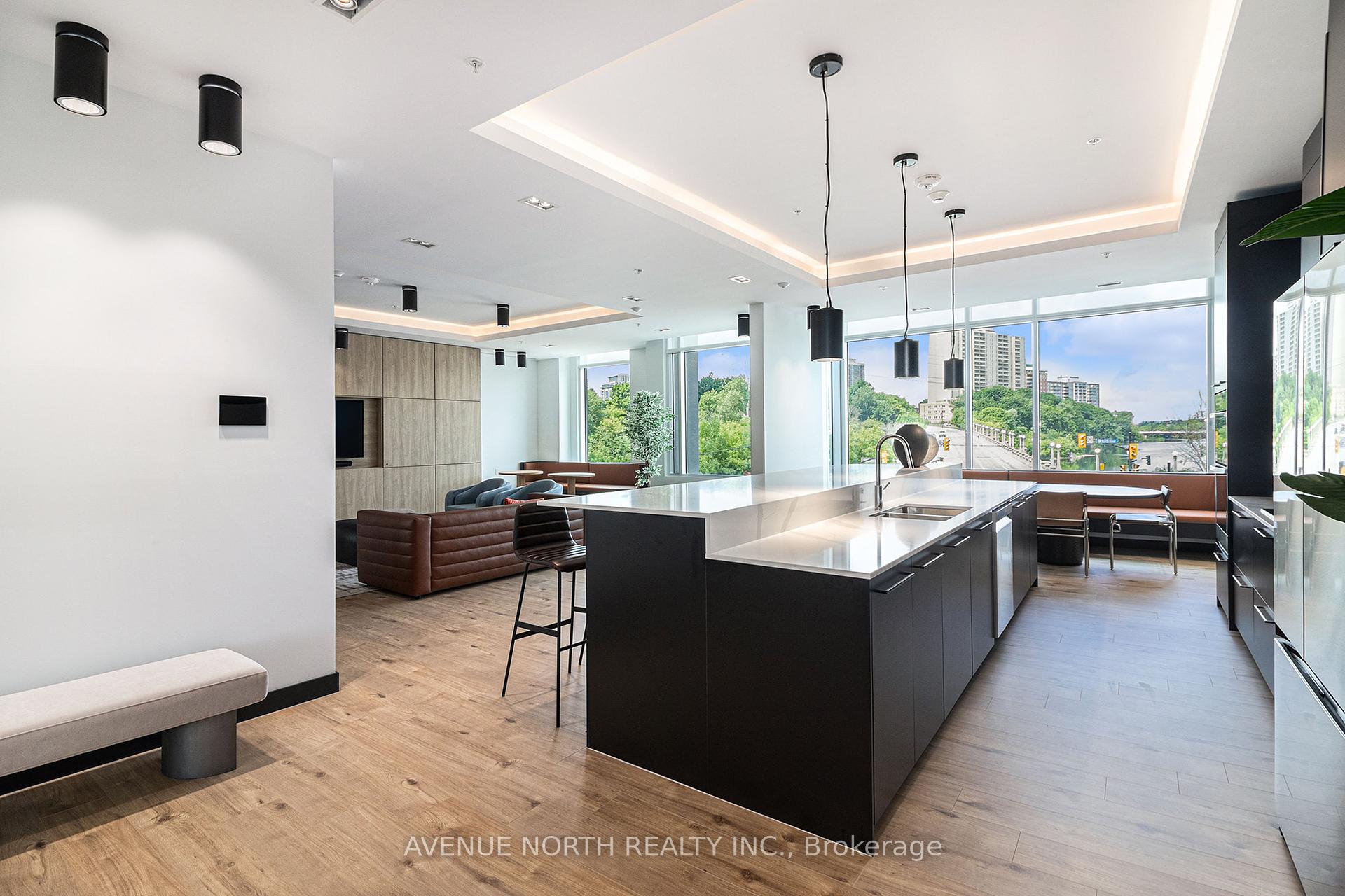 1303 - 280 Montgomery Street, Vanier and Kingsview Park, ON K1L 0B9