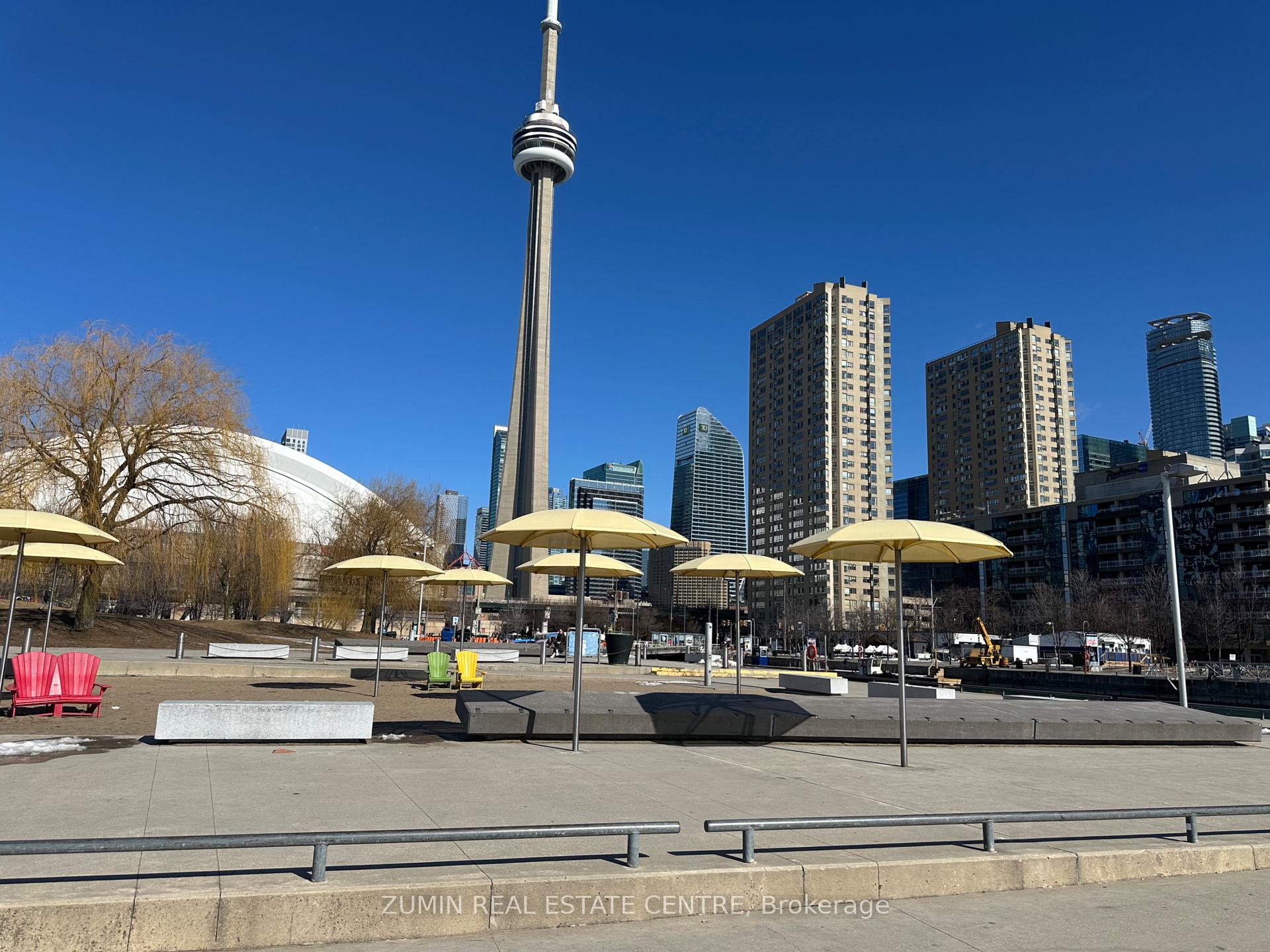 1304 - 260 Queens Quay W, Toronto, ON M5J 2N3