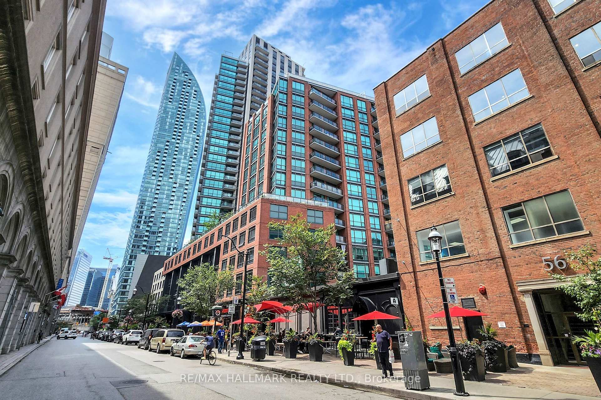 1305 - 38 The Esplanade, Toronto, ON M5E 1A5