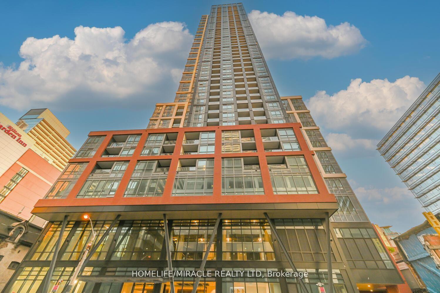 1306 - 108 Peter Street, Toronto, ON M5V 0W2