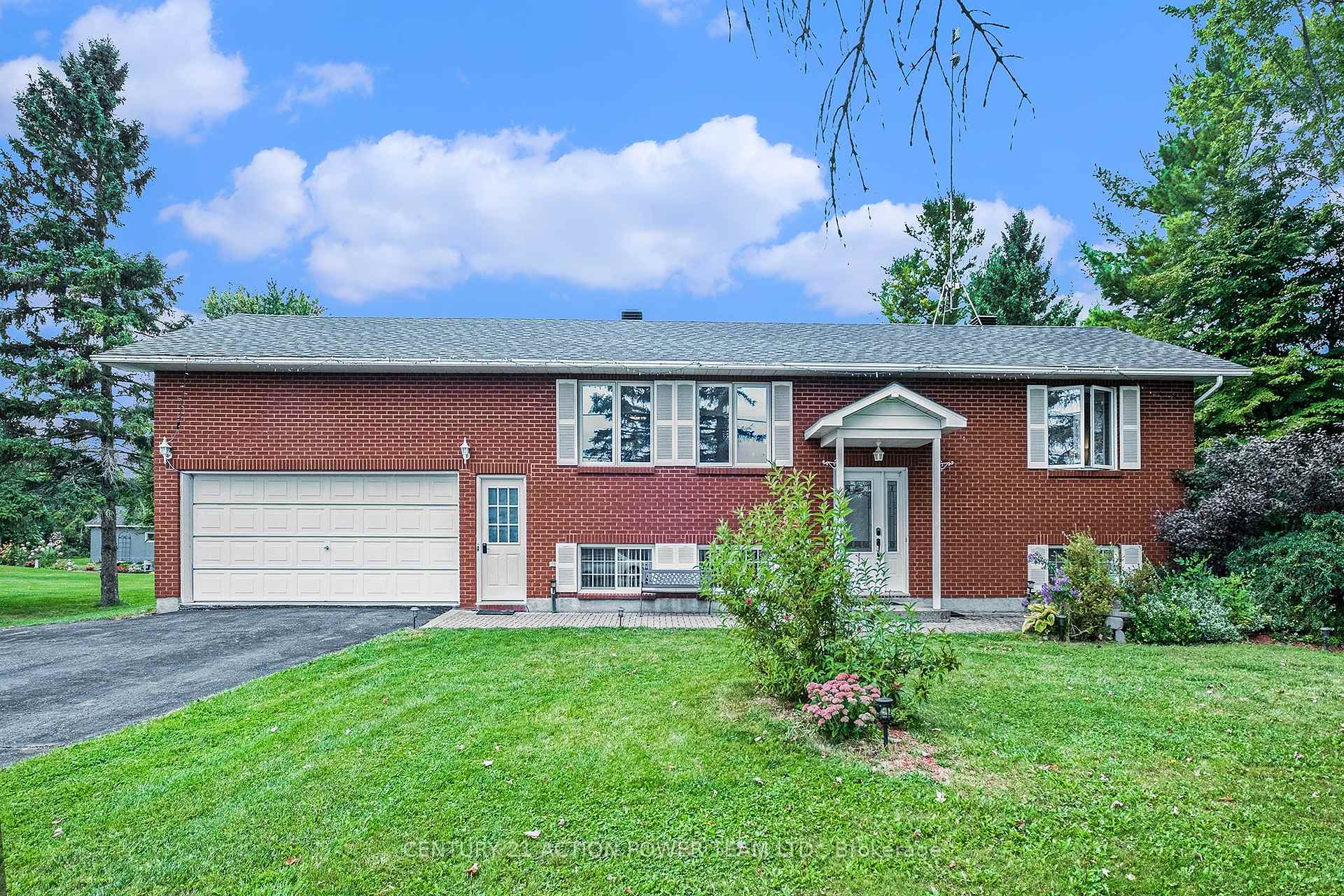 South Dundas Real Estate MLS® Listings & Houses For Sale