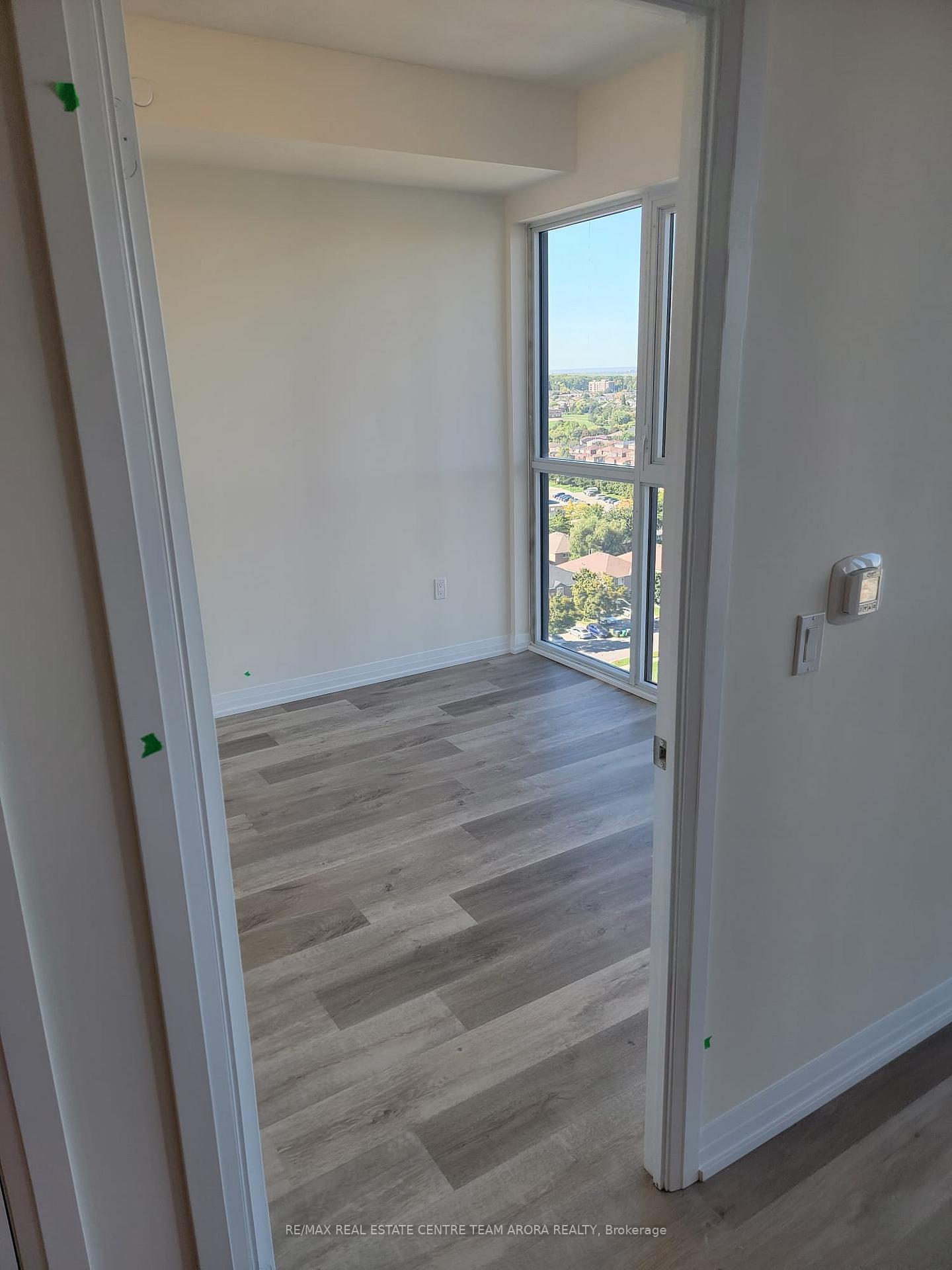 1307 - 15 Watergarden Drive, Mississauga, ON L5R 0H4