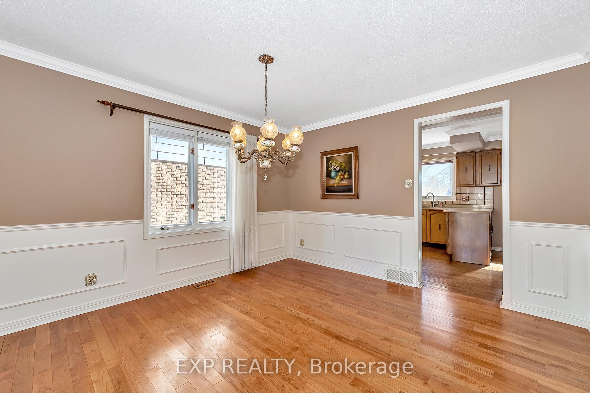 1309 Plante Drive, Hunt Club - Windsor Park Village and Area, ON K1V 9Z8