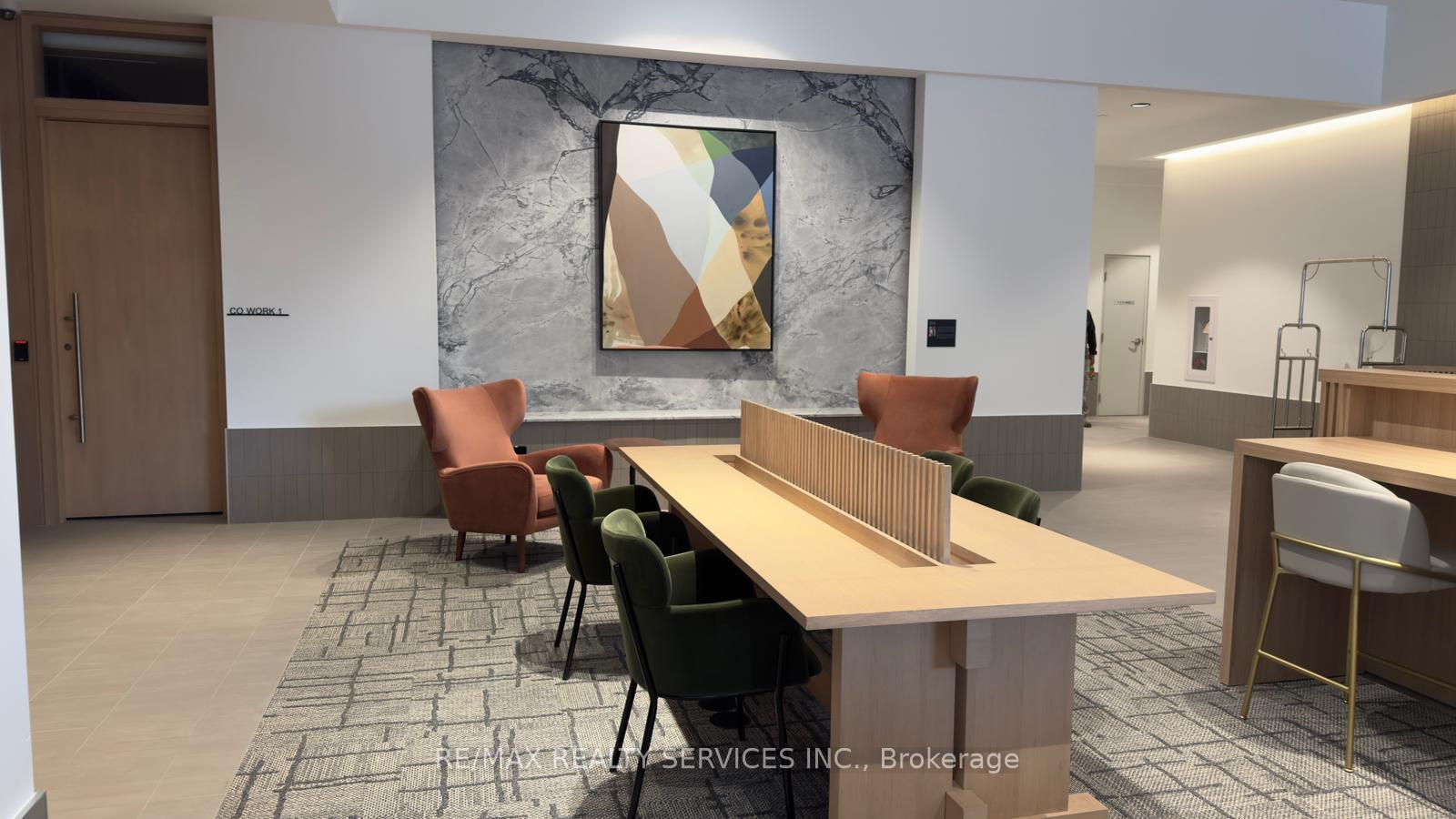 1312 - 395 Square One Drive, Mississauga, ON L5B 0P6