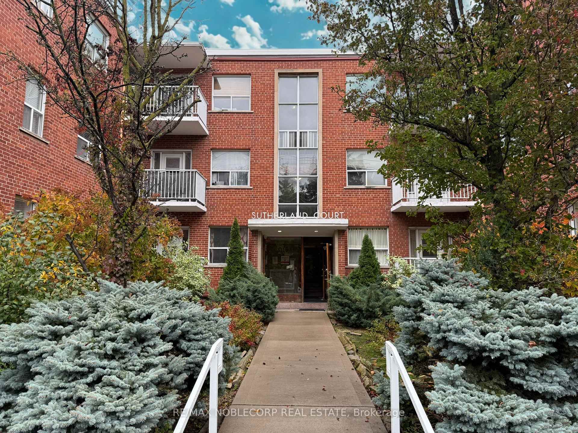 305 - 1315 Bayview Avenue, Toronto, ON M4G 2Z8