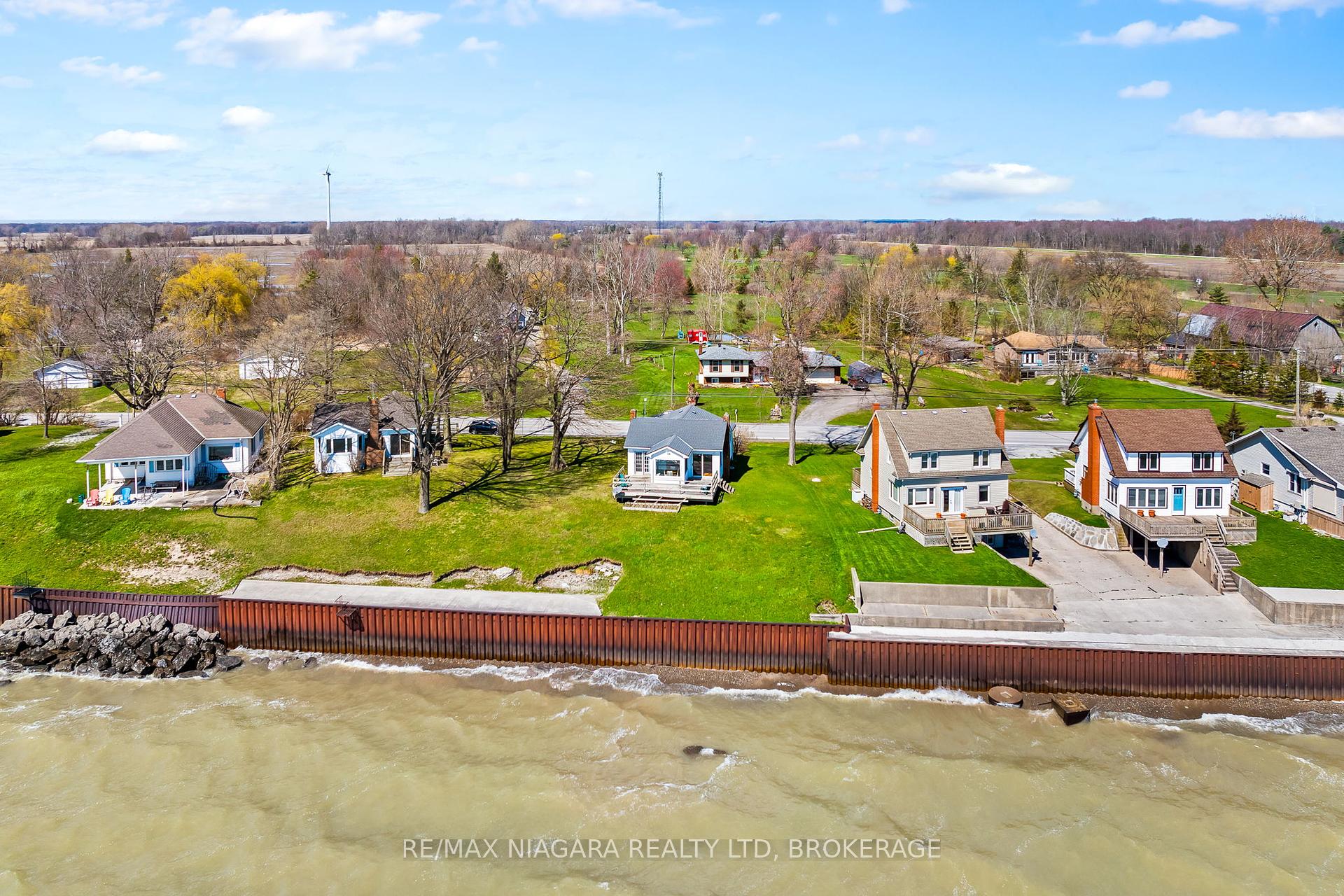 13165 Lakeshore Road, Wainfleet, ON L0S 1V0