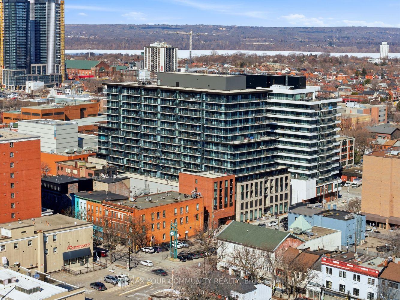 1317 - 1 Jarvis Street, Hamilton, ON L8R 3J2