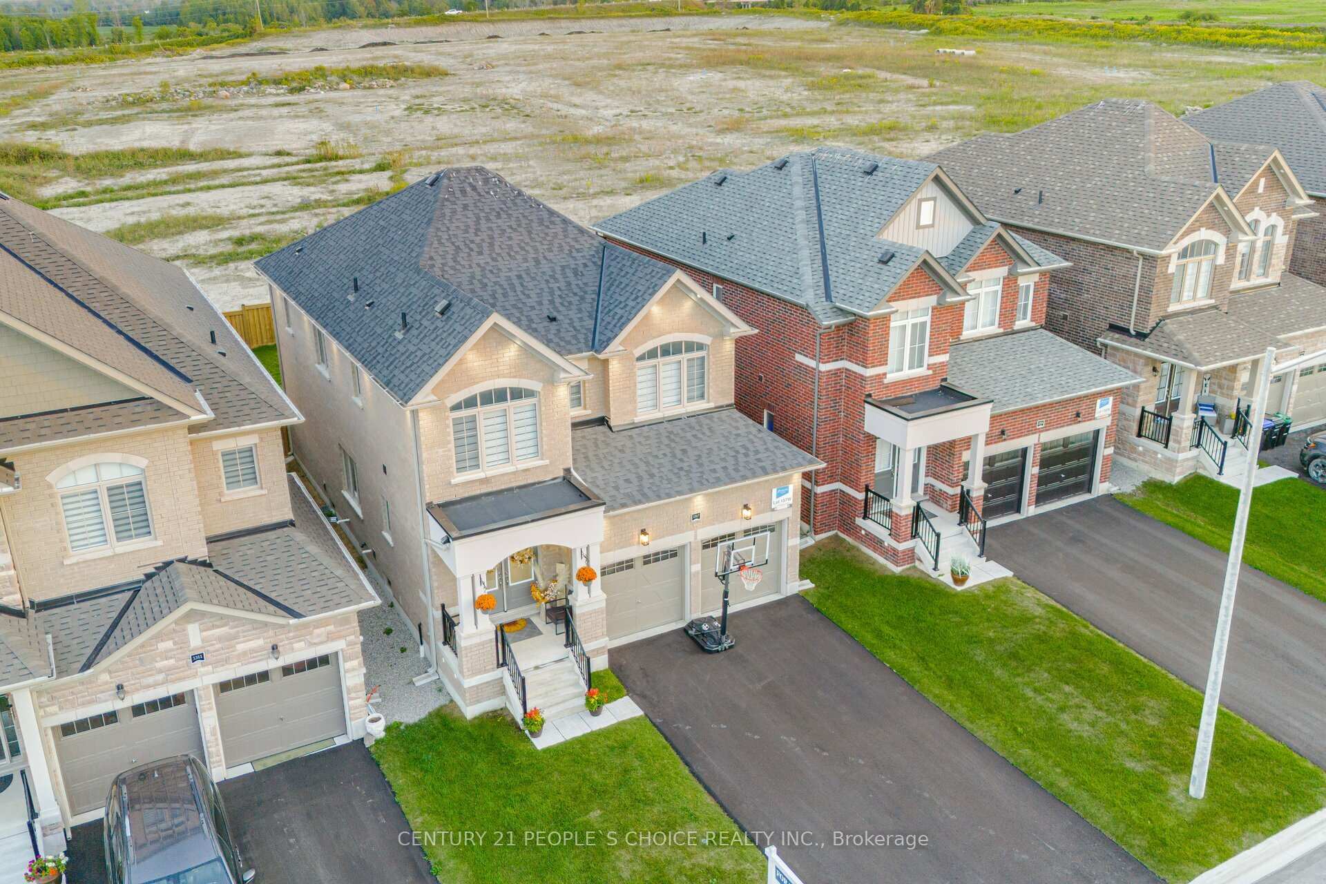 1317 Broderick Street, Innisfil, ON L9S 0P5