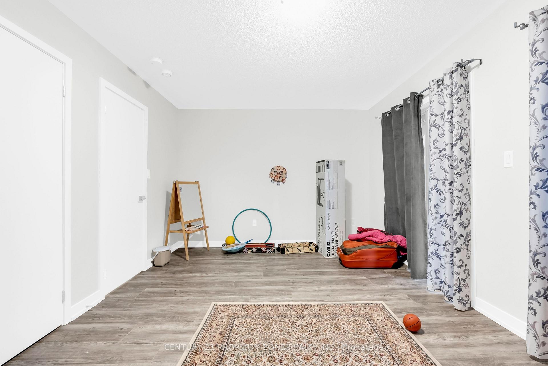 1317 Shevchenko Boulevard, Oakville, ON L6M 5P4