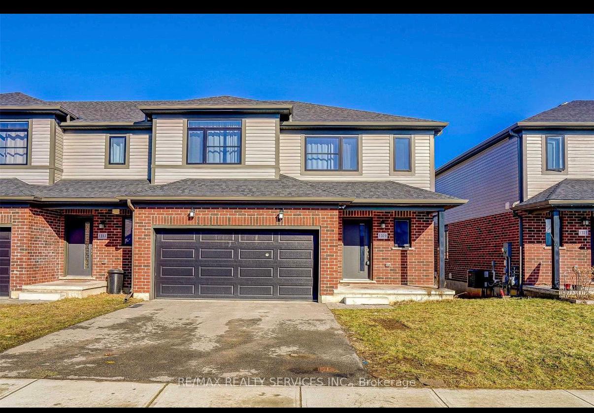 1319 Michael Circle N, London East, ON N5V 0B8