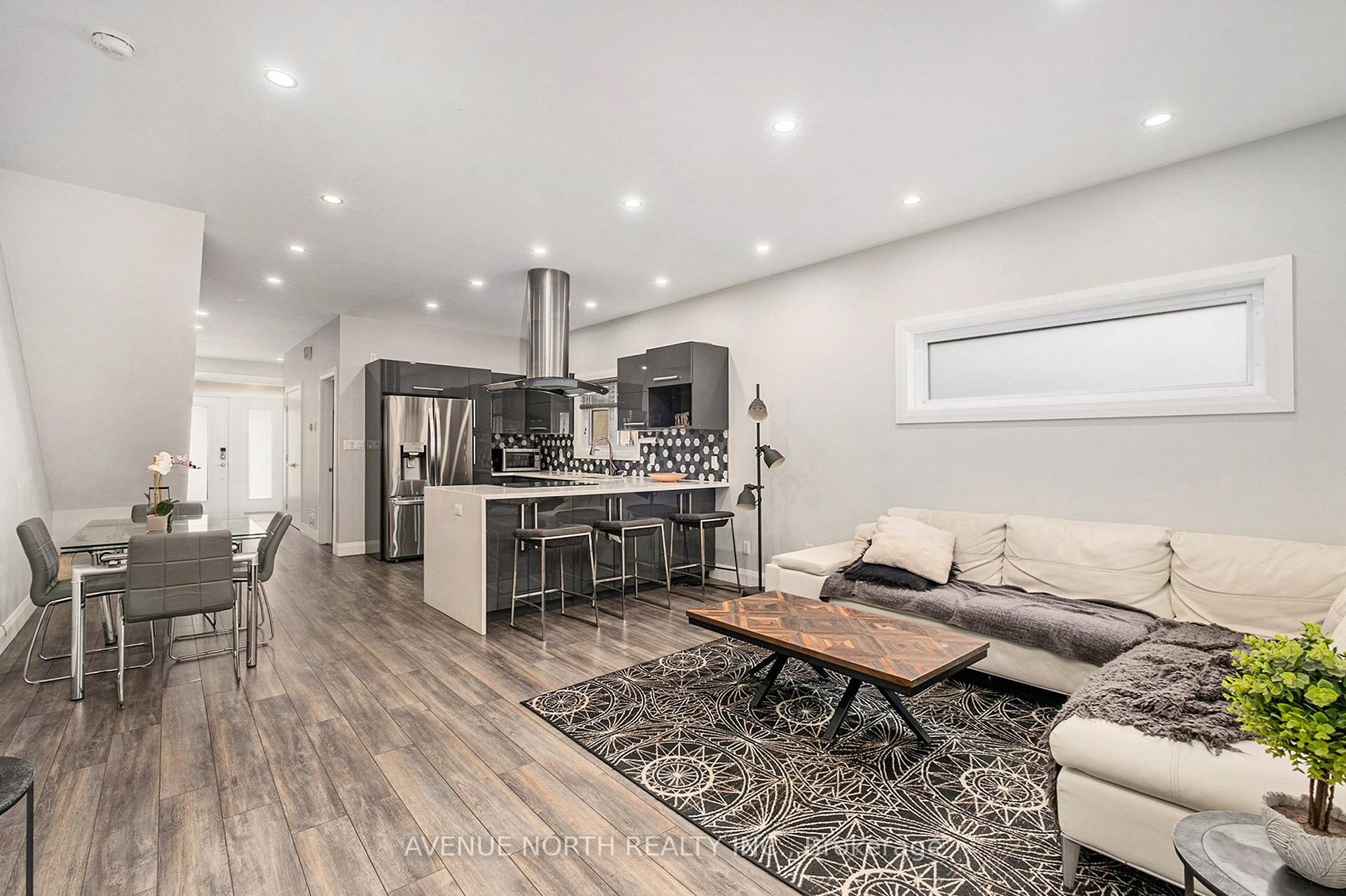 131A Queen Mary Street, Overbrook - Castleheights and Area, ON K1K 1X4