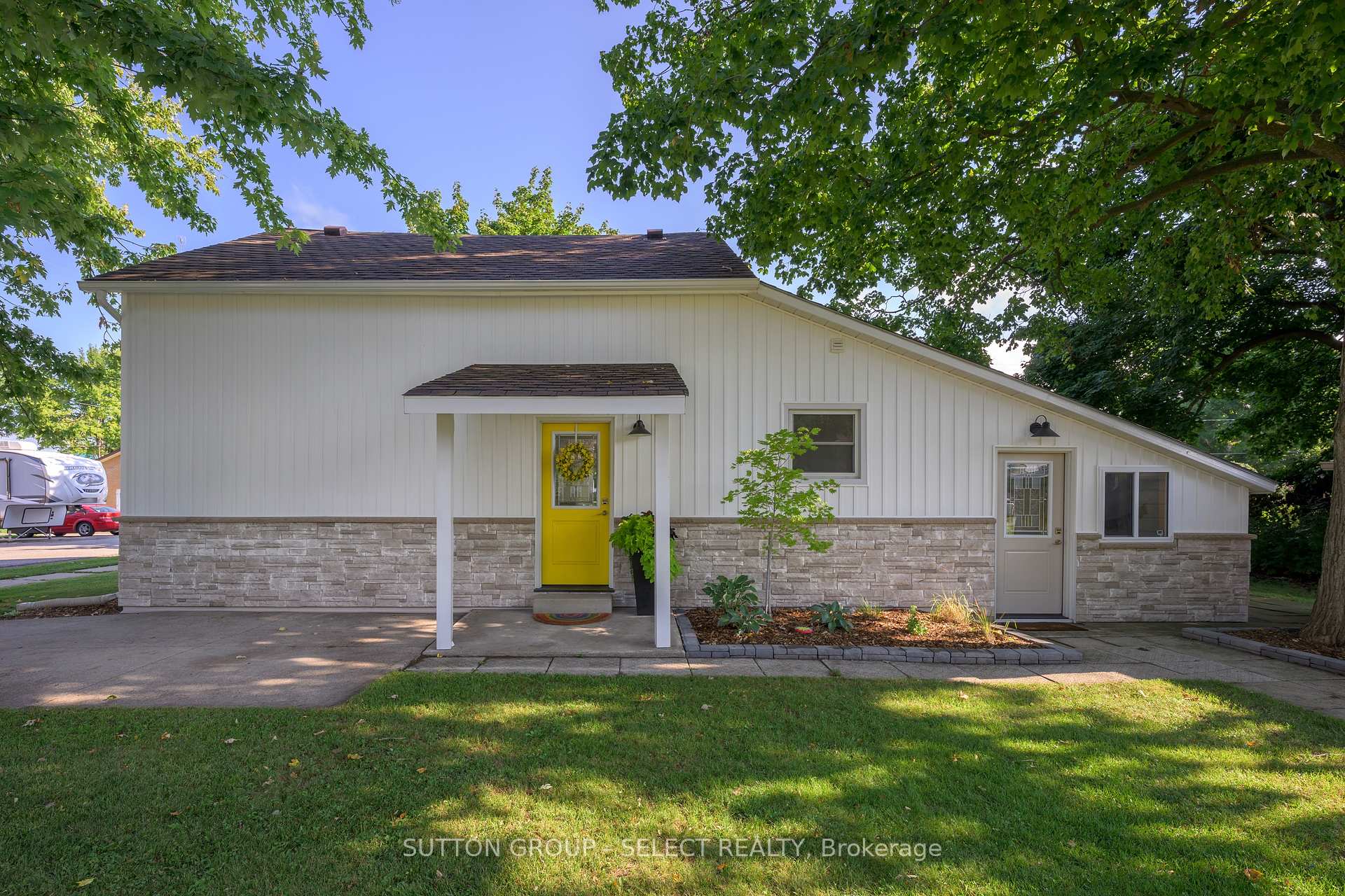 132 Craig Street, North Middlesex, ON N0M 1A0