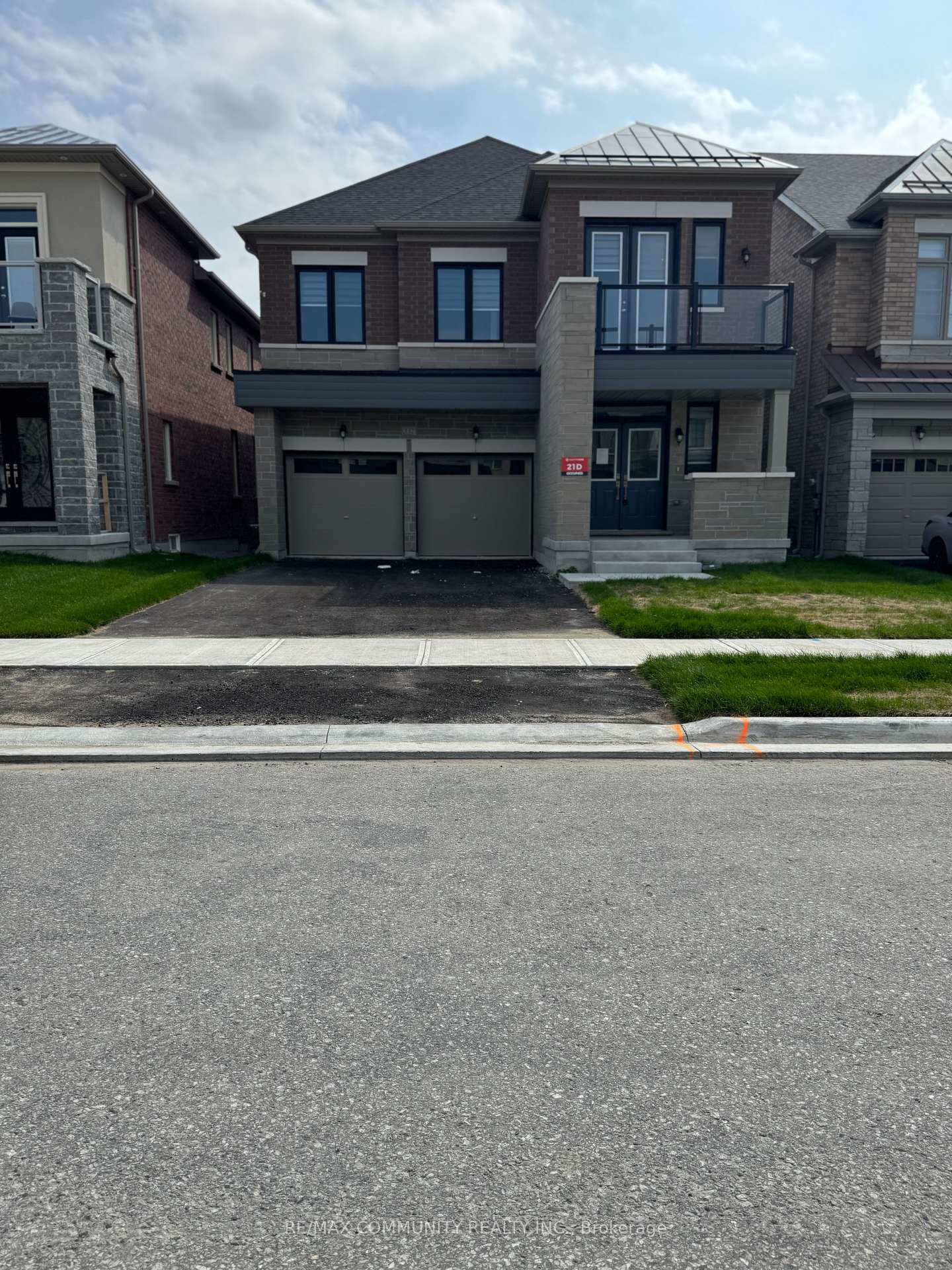 Main - 132 Kenneth Rogers Crescent, East Gwillimbury, ON L9N 0S2