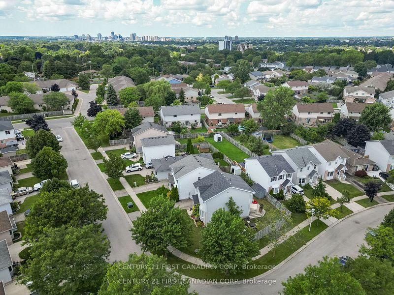 132 Sandy Street, London South, ON N5Z 2C7