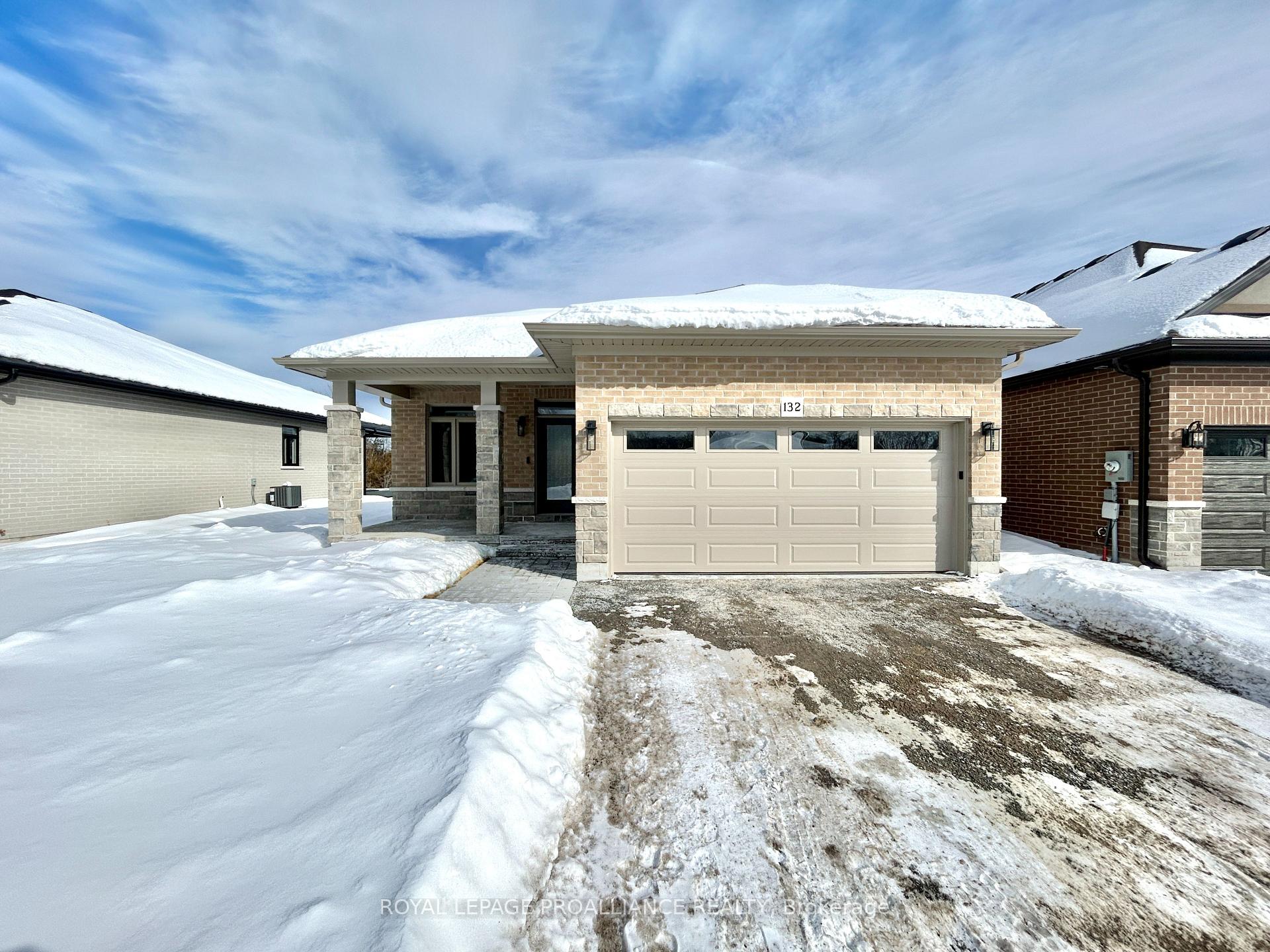 132 Stonecrest Boulevard, Quinte West, ON K8R 0B4