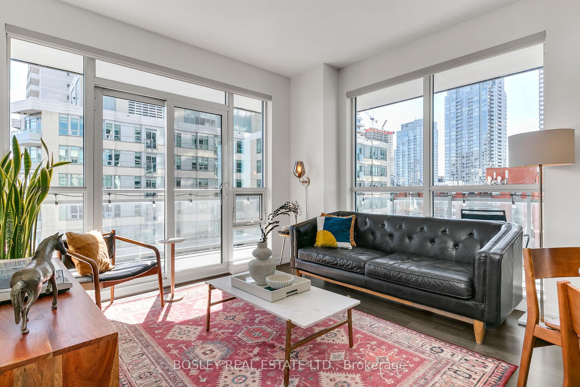 1320 - 98 Lillian Street, Toronto, ON M4S 0A5