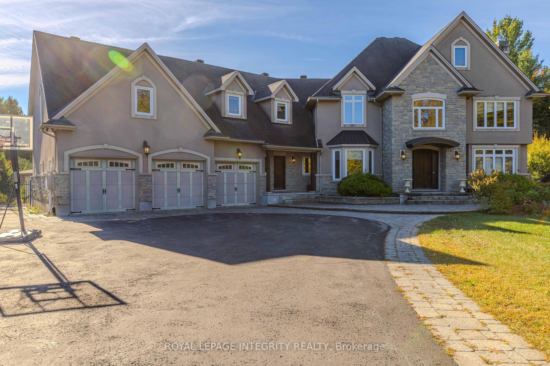 1326 Terrace Ridge Drive, Carp - Huntley Ward, ON K0A 1L0