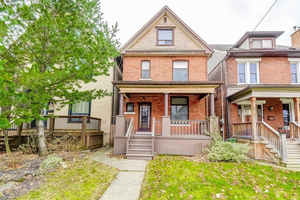 133 Homewood Avenue, Hamilton, ON L8P 2M6